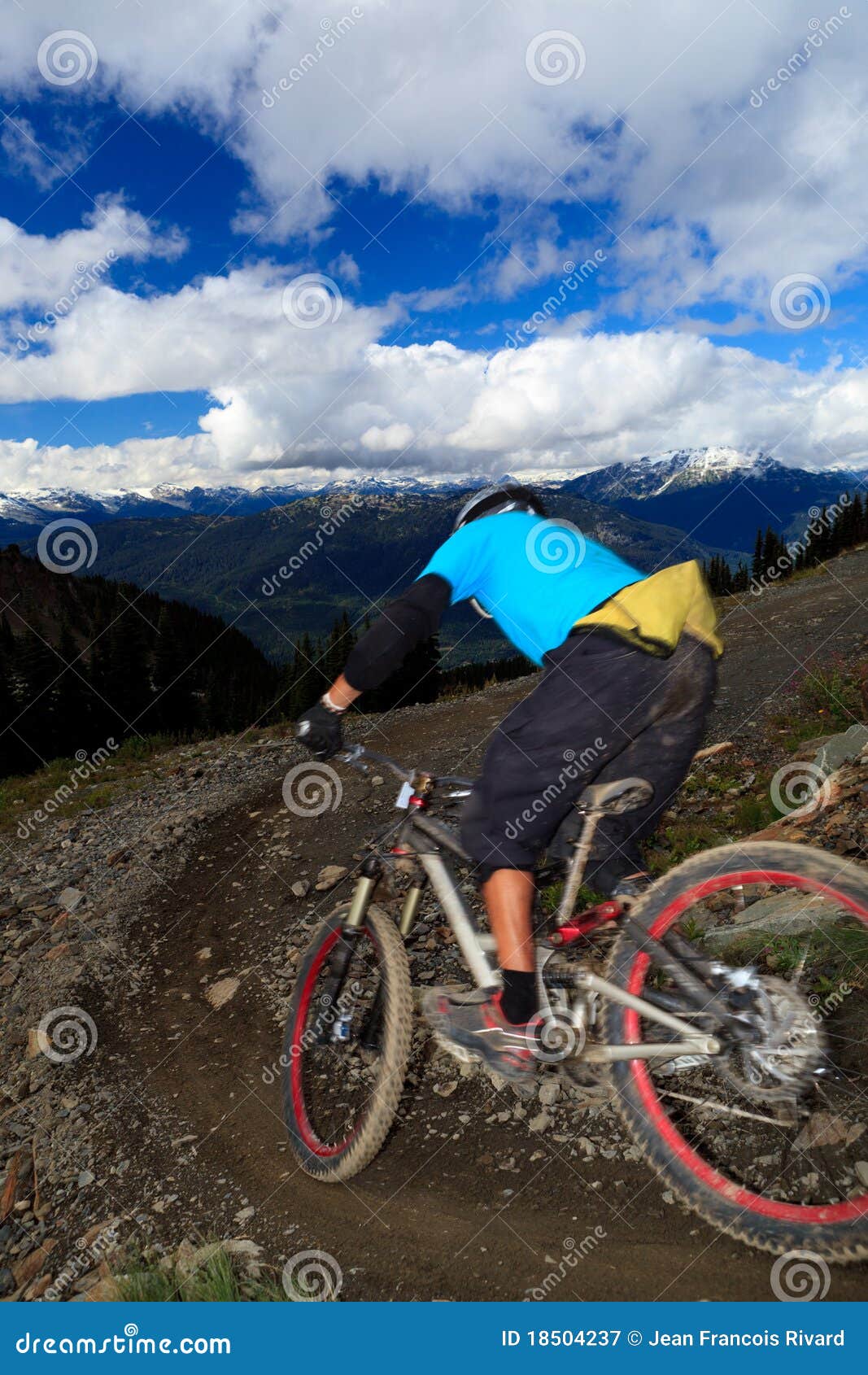 Sluttande cykel fotografering för bildbyråer. Bild av extremt - 18504237