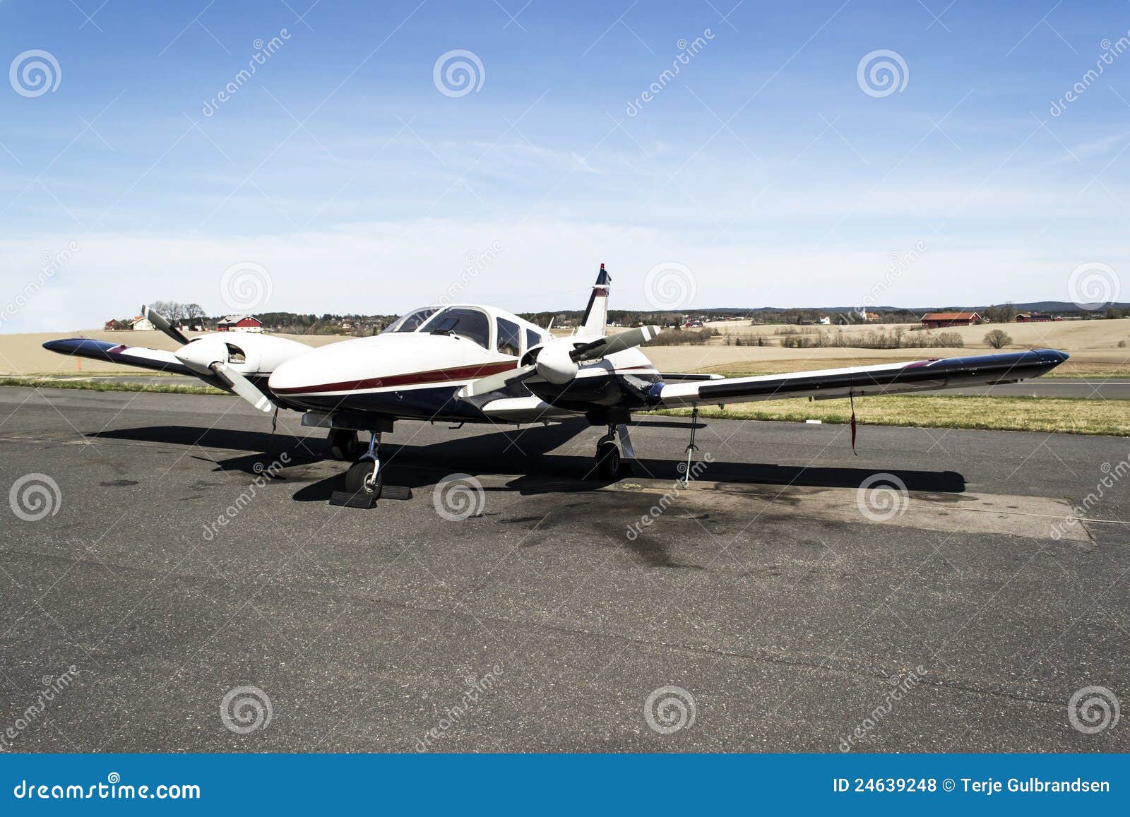 Small Aircraft - Cessna 310R Stock Photo - Image of airport, twin: 24639248