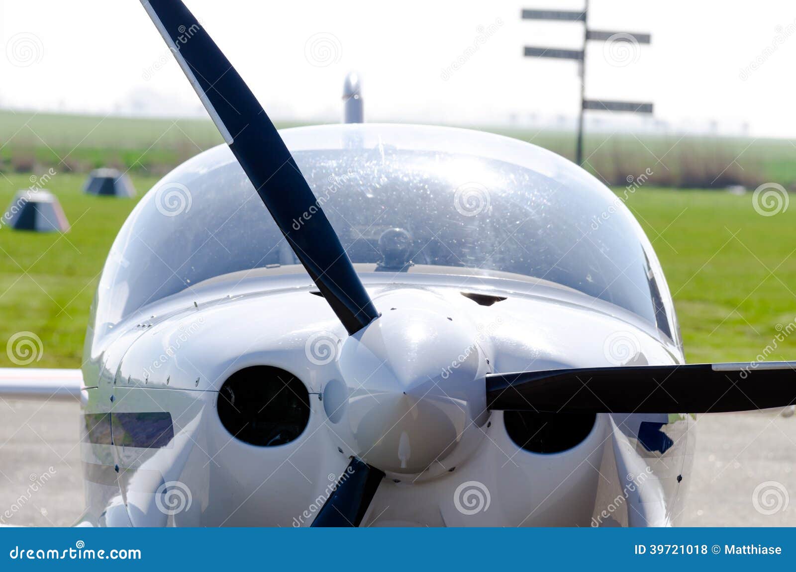Small Airplane Front Propeller Stock Photo - Image of hangar, flights ...
