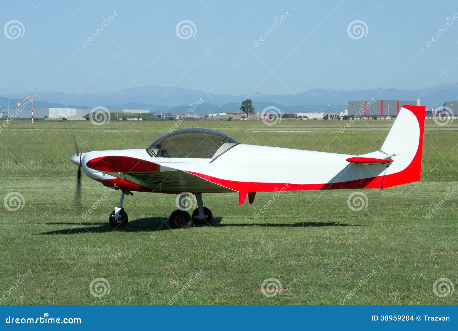 Small airplane (side view) stock photo. Image of wheel - 38959204