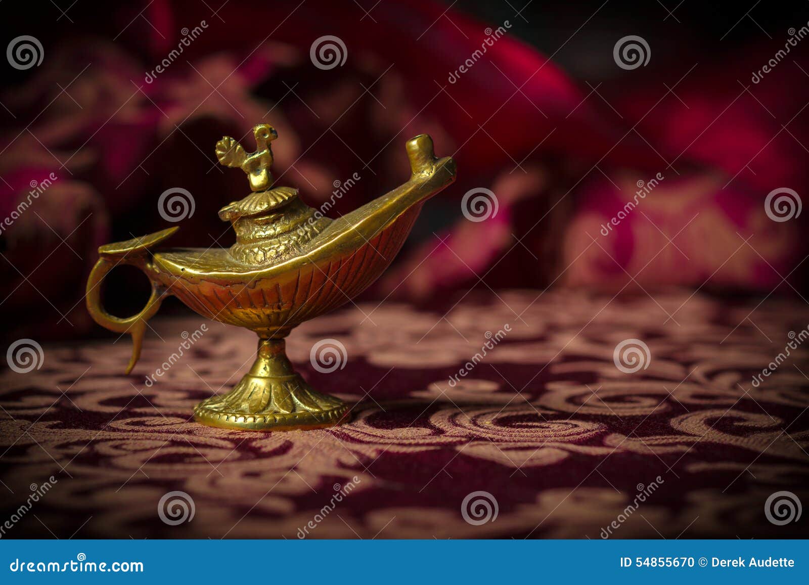 Small Antique Aladdin Lamp Macro Stock Photo - Image of charm ...