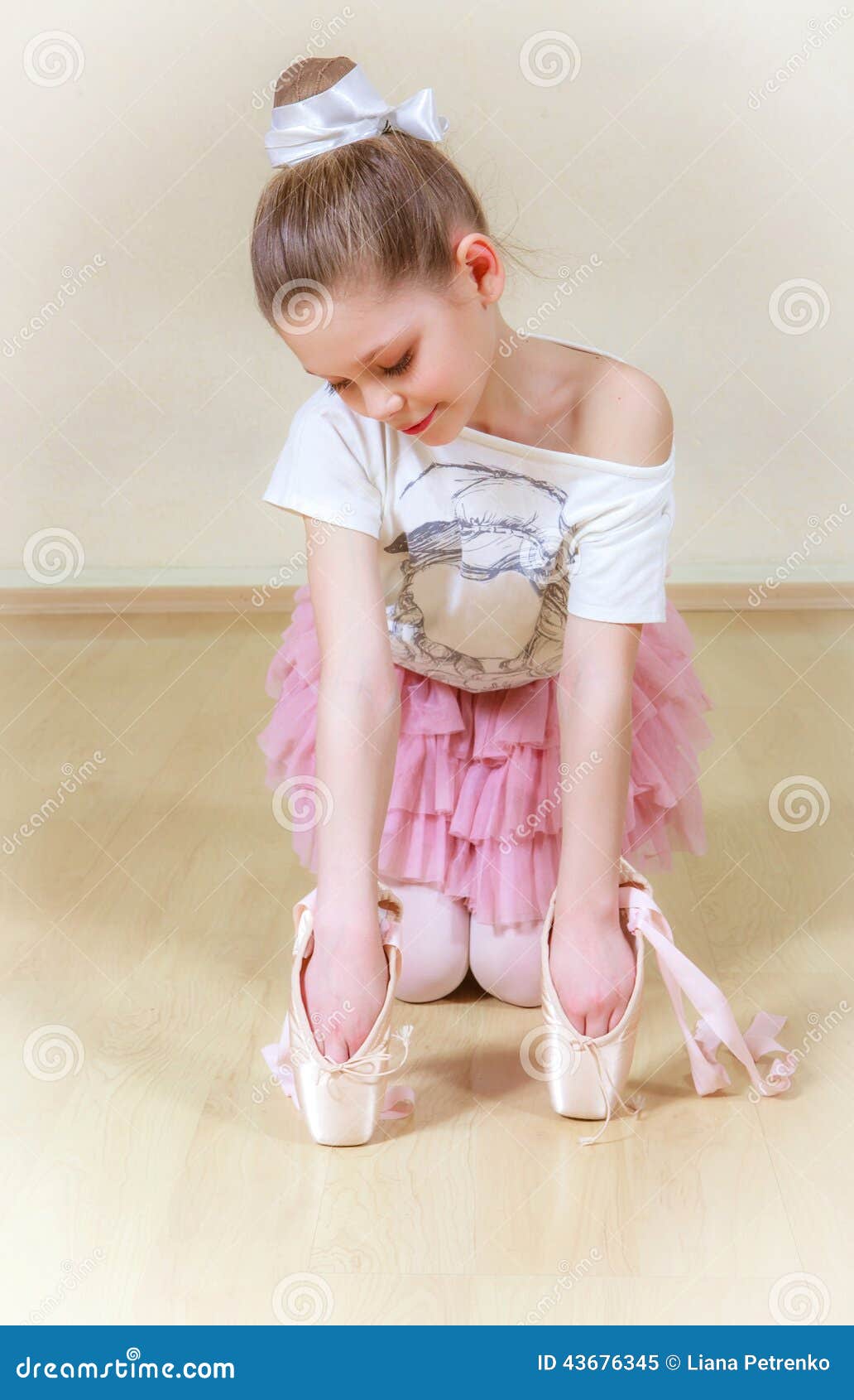 Small Ballerina at Dancing School Stock Image - Image of person ...
