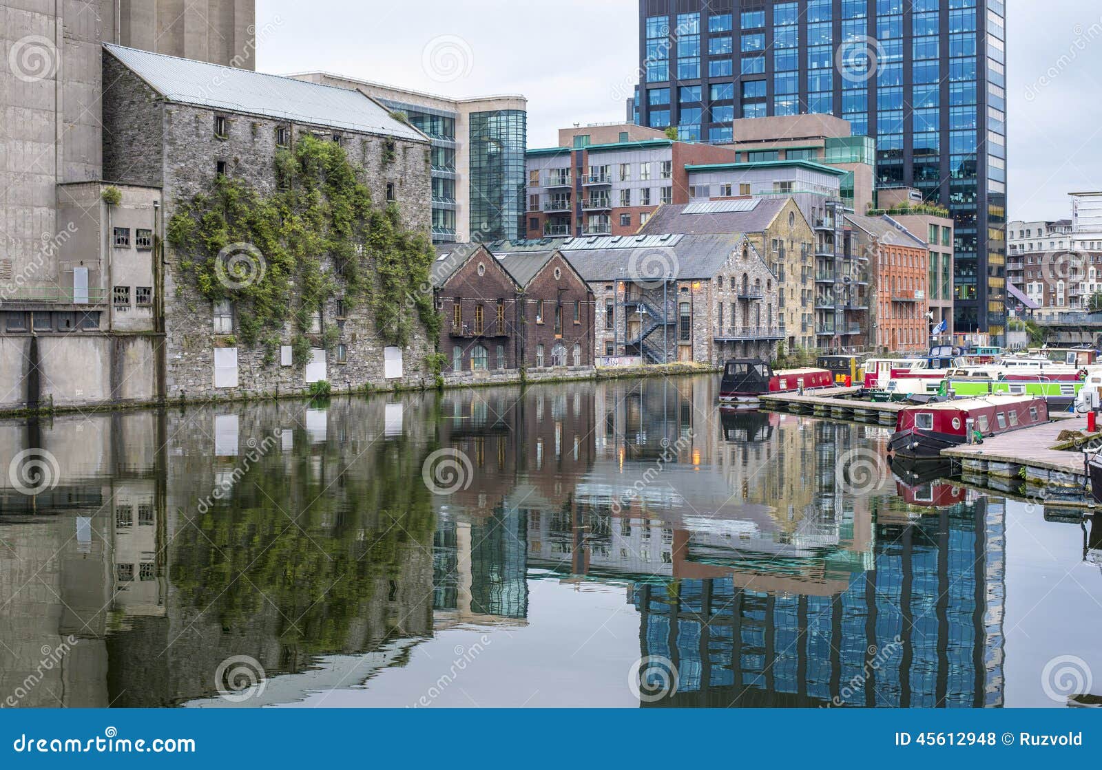 A Small Bay in the Centre of Dublin. Stock Photo - Image of outdoors ...