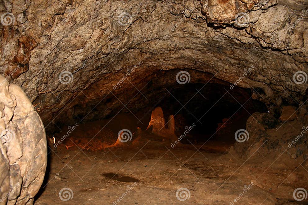Cave stock image. Image of humidity, sculpture, grotto - 29732259