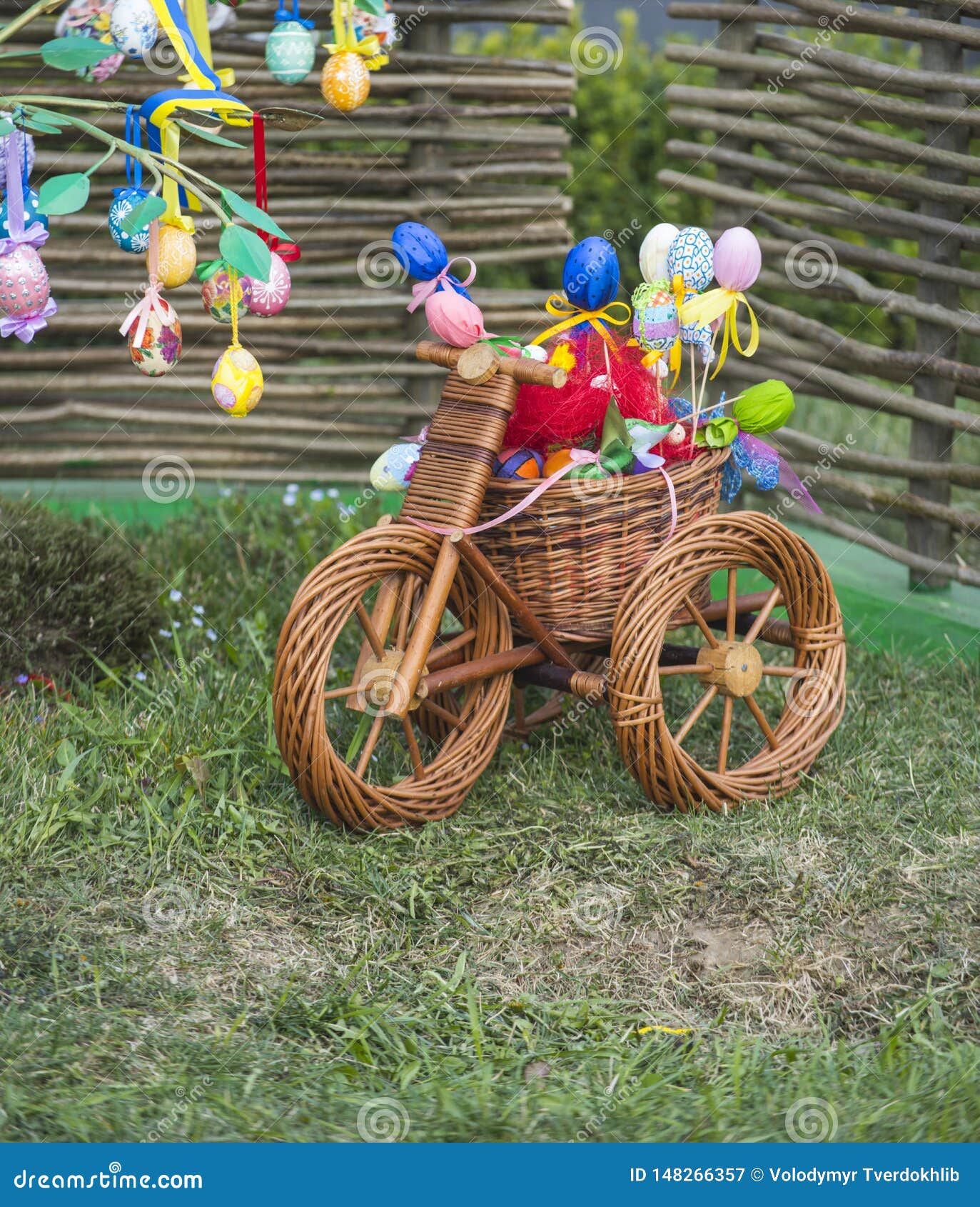 Small Bicycle with Easter Eggs Stock Image - Image of bike, nature ...