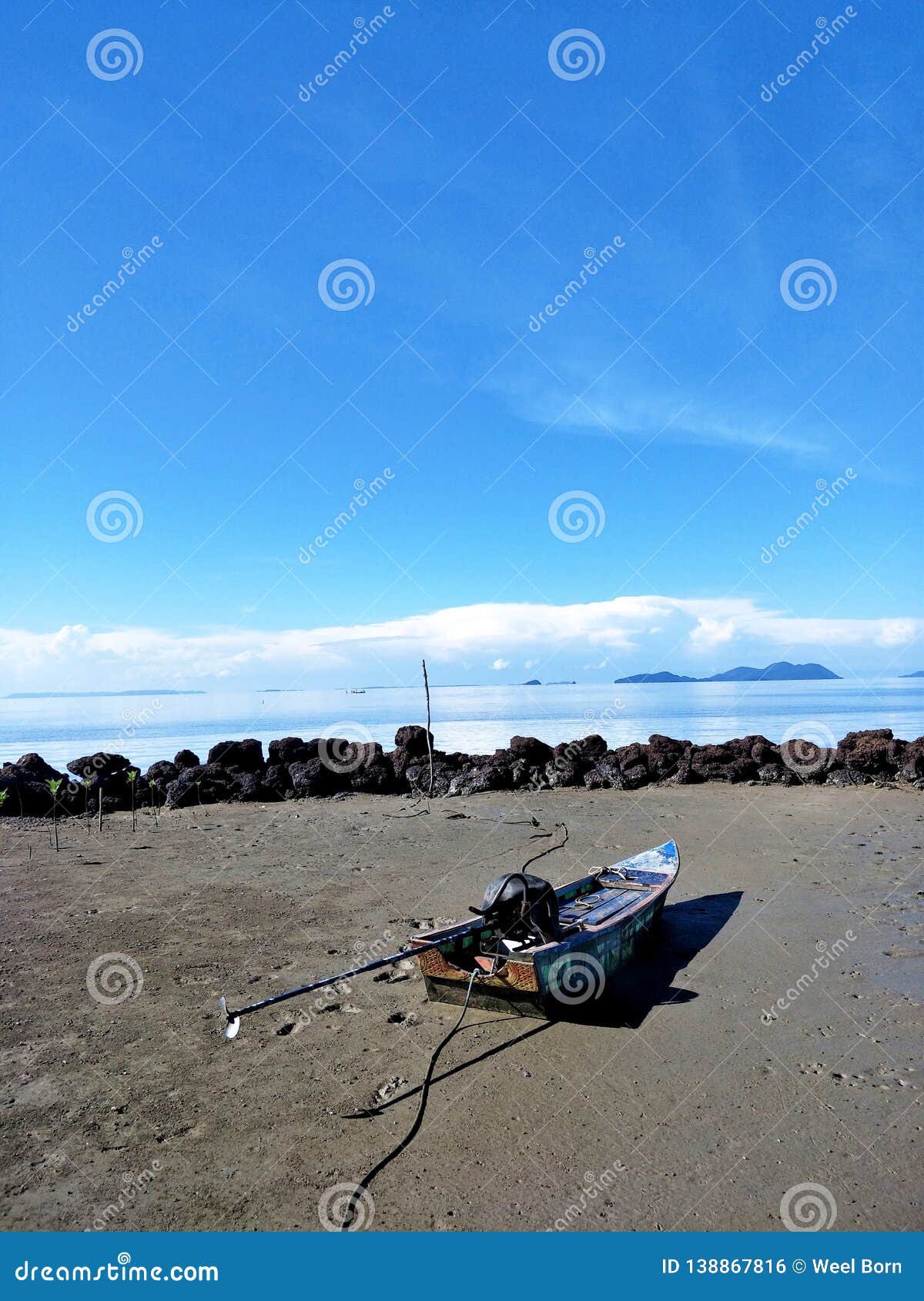 Small Boat on the Beach Background Stock Photo - Image of coast, bright ...