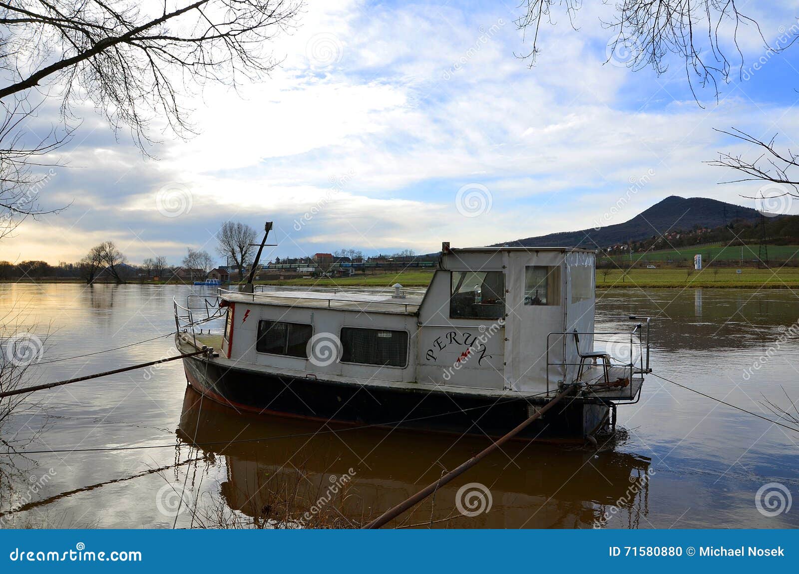 Small boat on river editorial image. Image of river, ship - 71580880