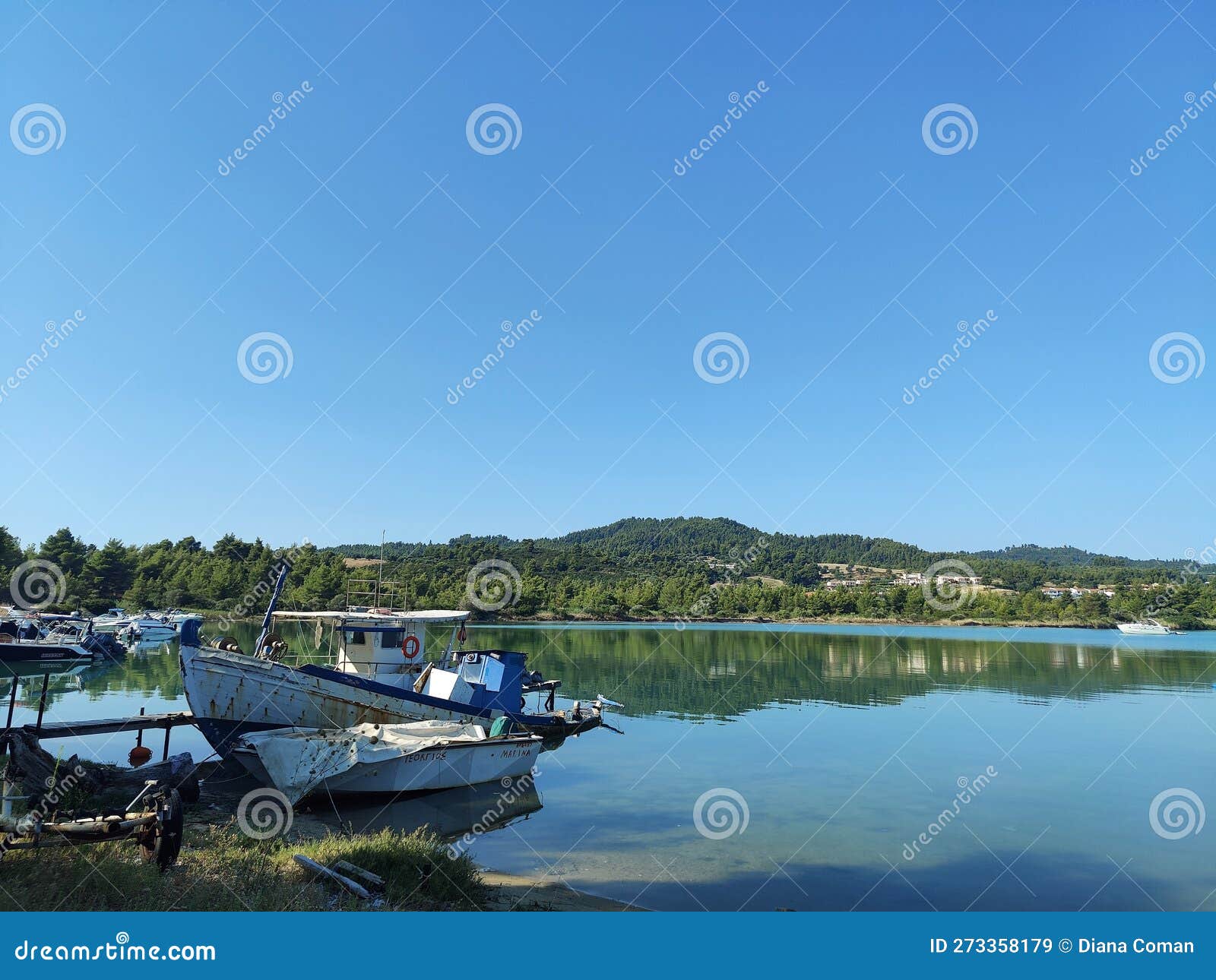 Lake port editorial stock image. Image of boating, ocean - 273358179
