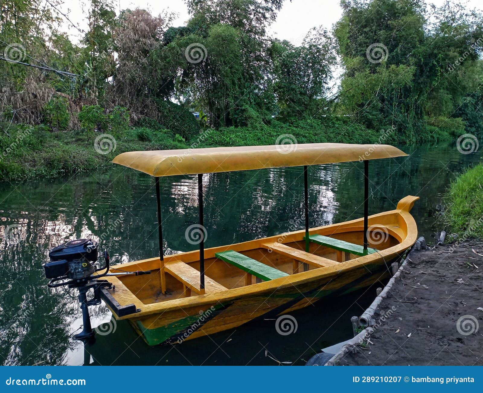 Small Boats for Tours Along the Beautiful River Stock Image - Image of ...