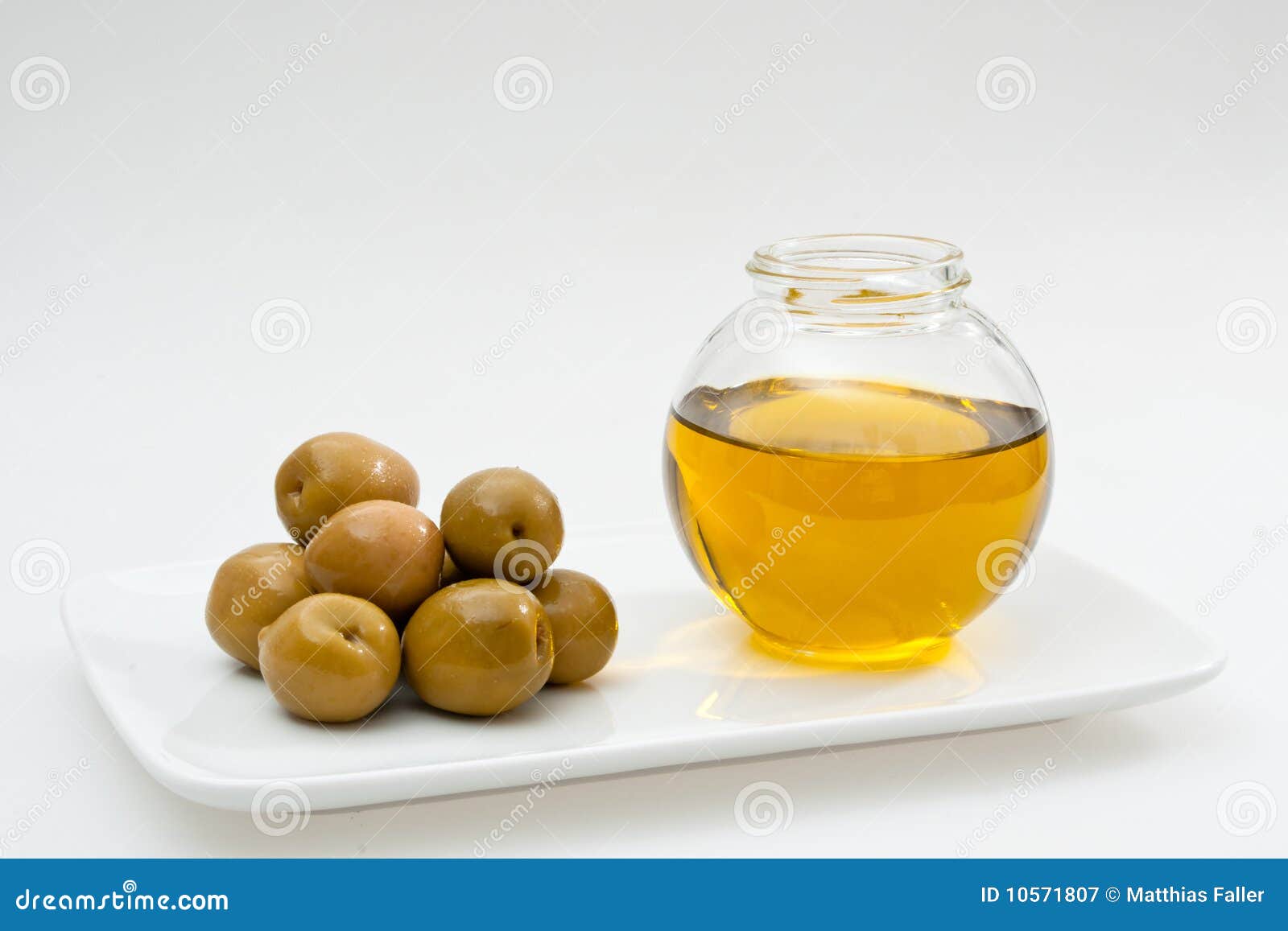 Small bottle of olive oil stock image. Image of ingredient - 10571807