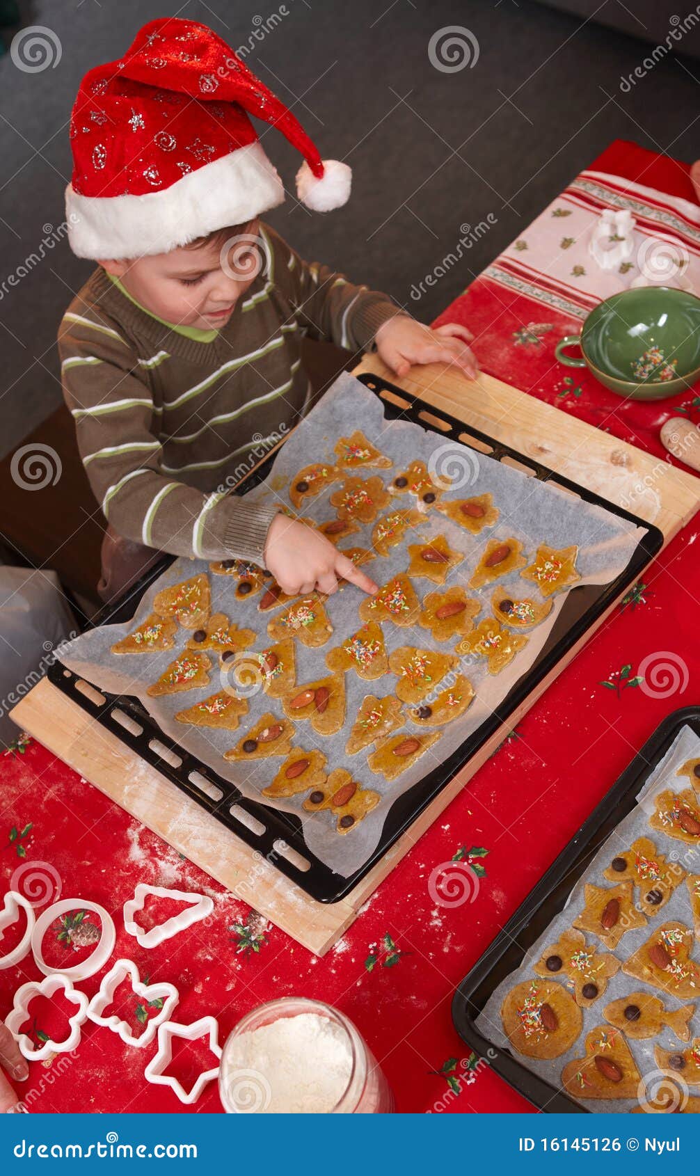 119 Boys Pointing Table Stock Photos - Free & Royalty-Free Stock Photos ...