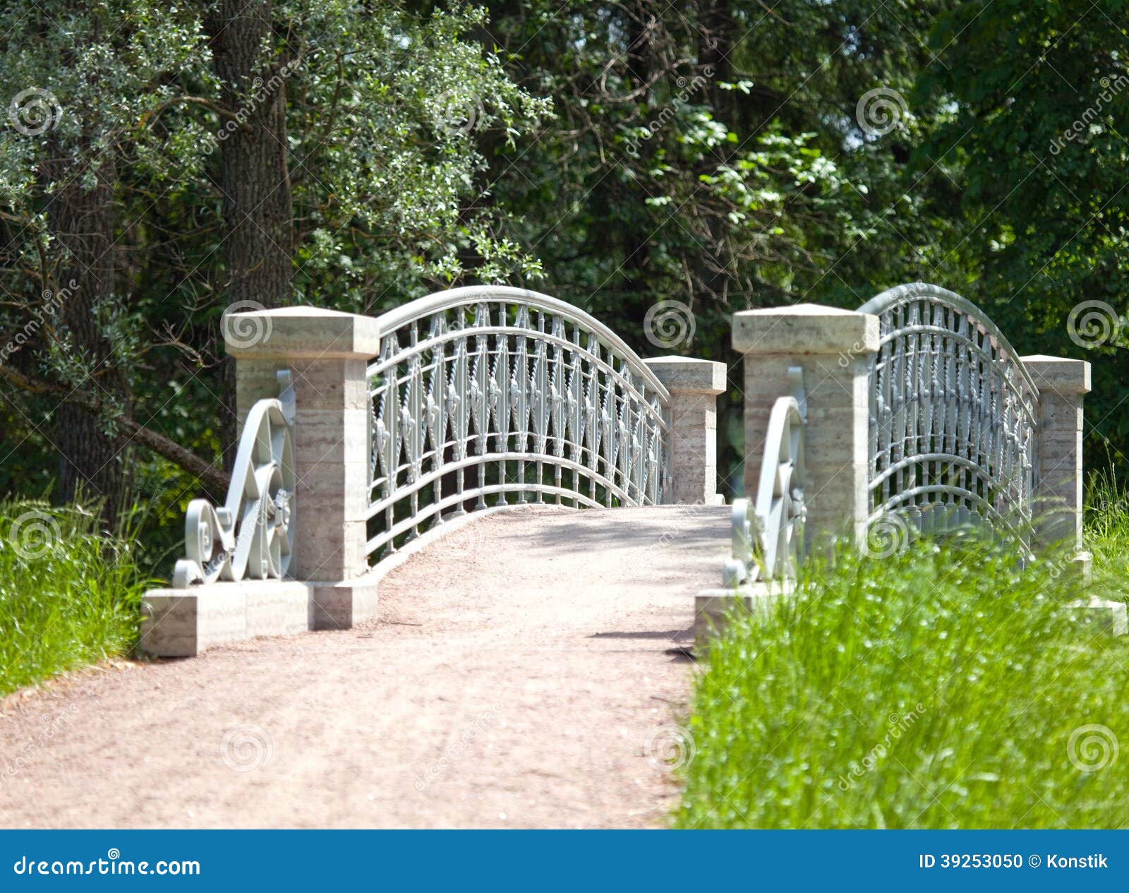 The small bridge in park stock photo. Image of lake, travel - 39253050