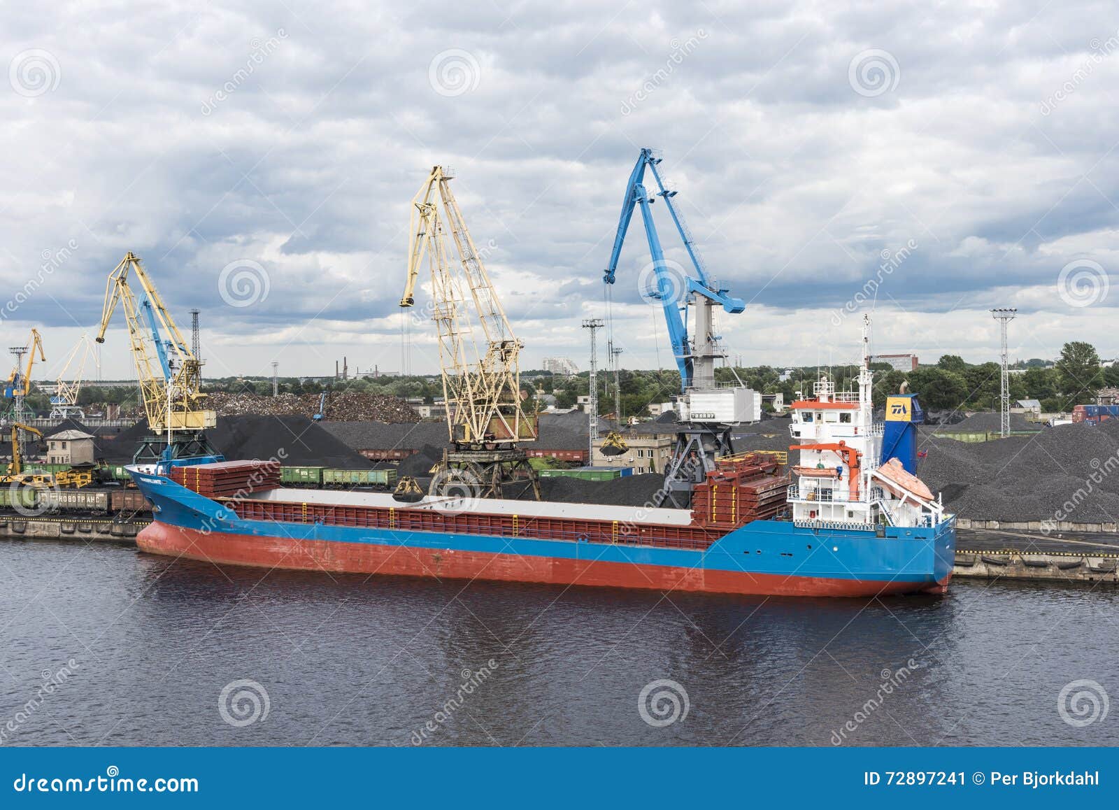 Small Bulk Carrier Ship Loading Coal Riga Editorial Photo - Image of ...