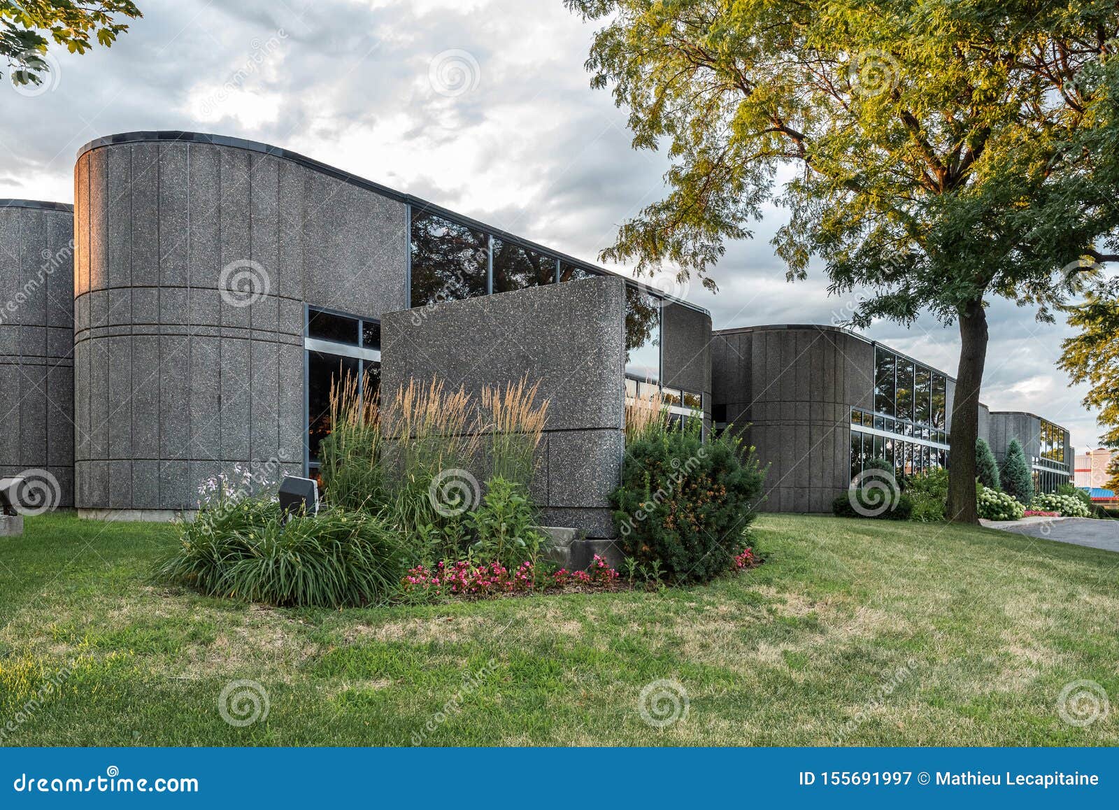 Small Business Building Exterior Stock Image - Image of industry ...