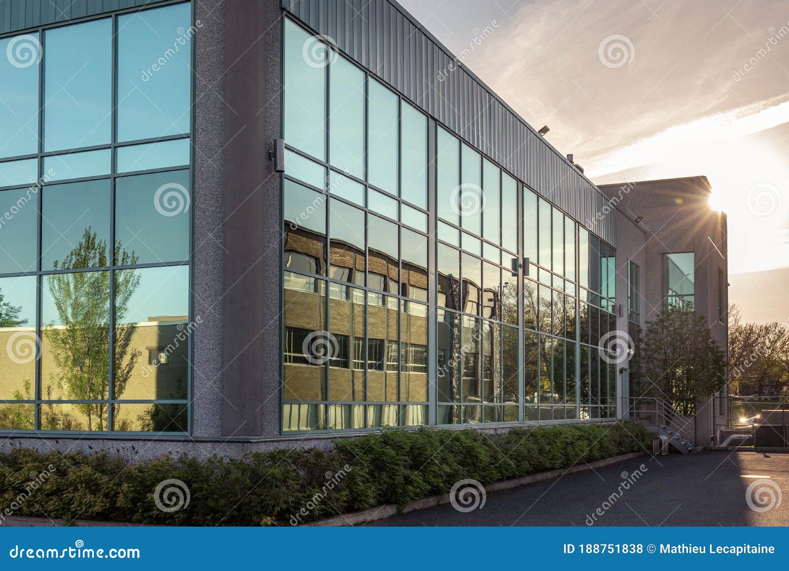 Small Business Building Exterior Stock Photo - Image of modern ...