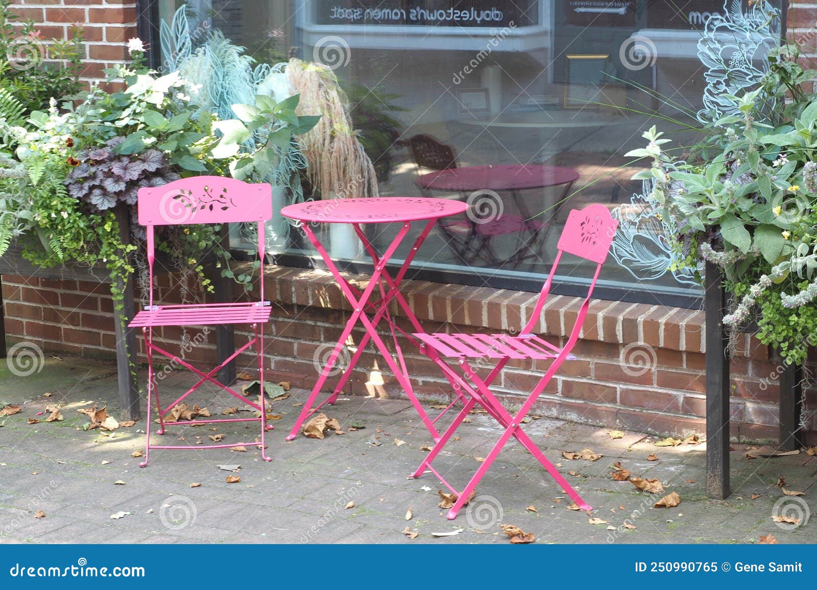 The Pink Table and Chairs Outside the Cafe. Stock Image - Image of ...