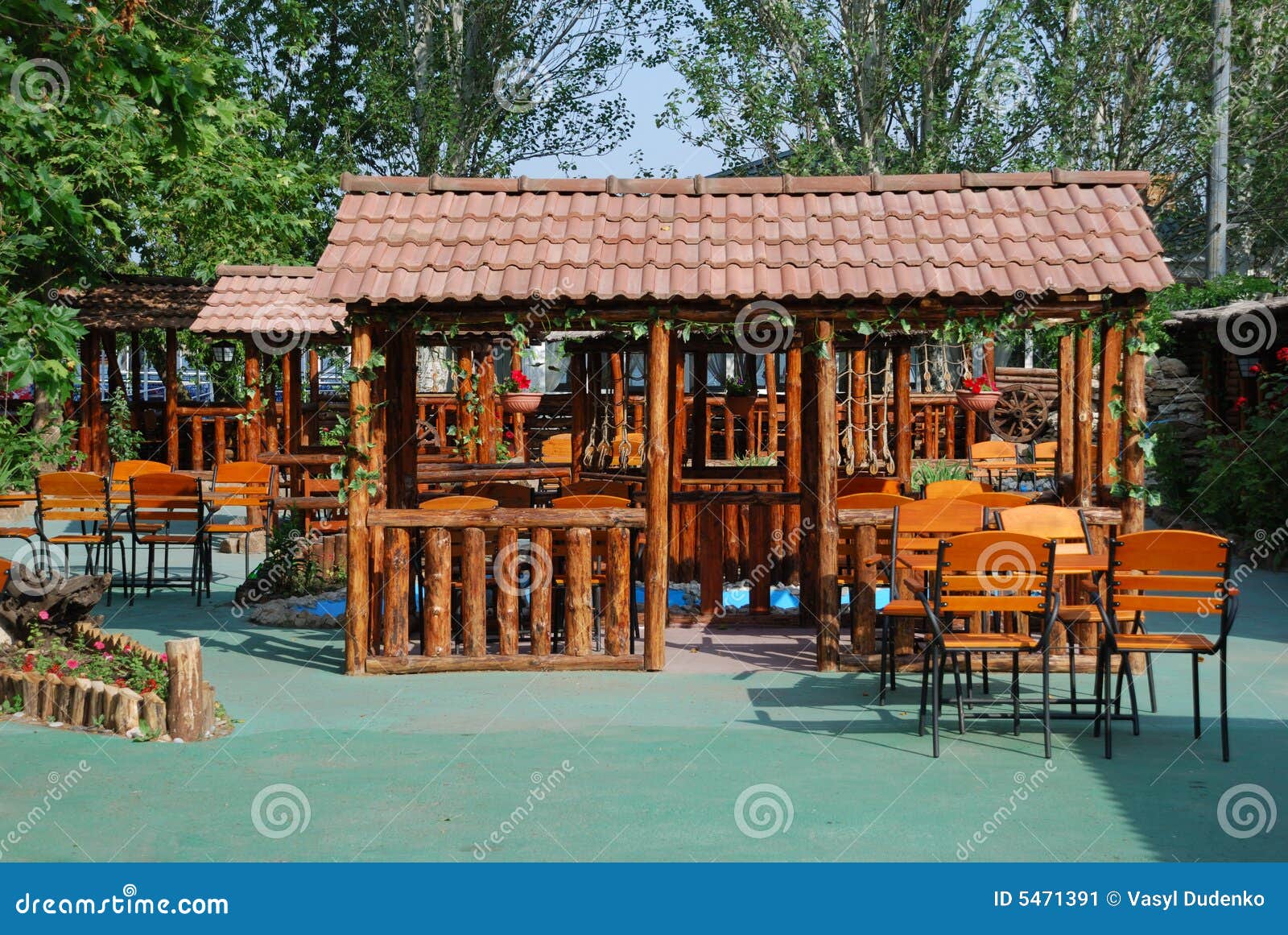 14,454 Small Cafeteria Stock Photos - Free & Royalty-Free Stock Photos ...