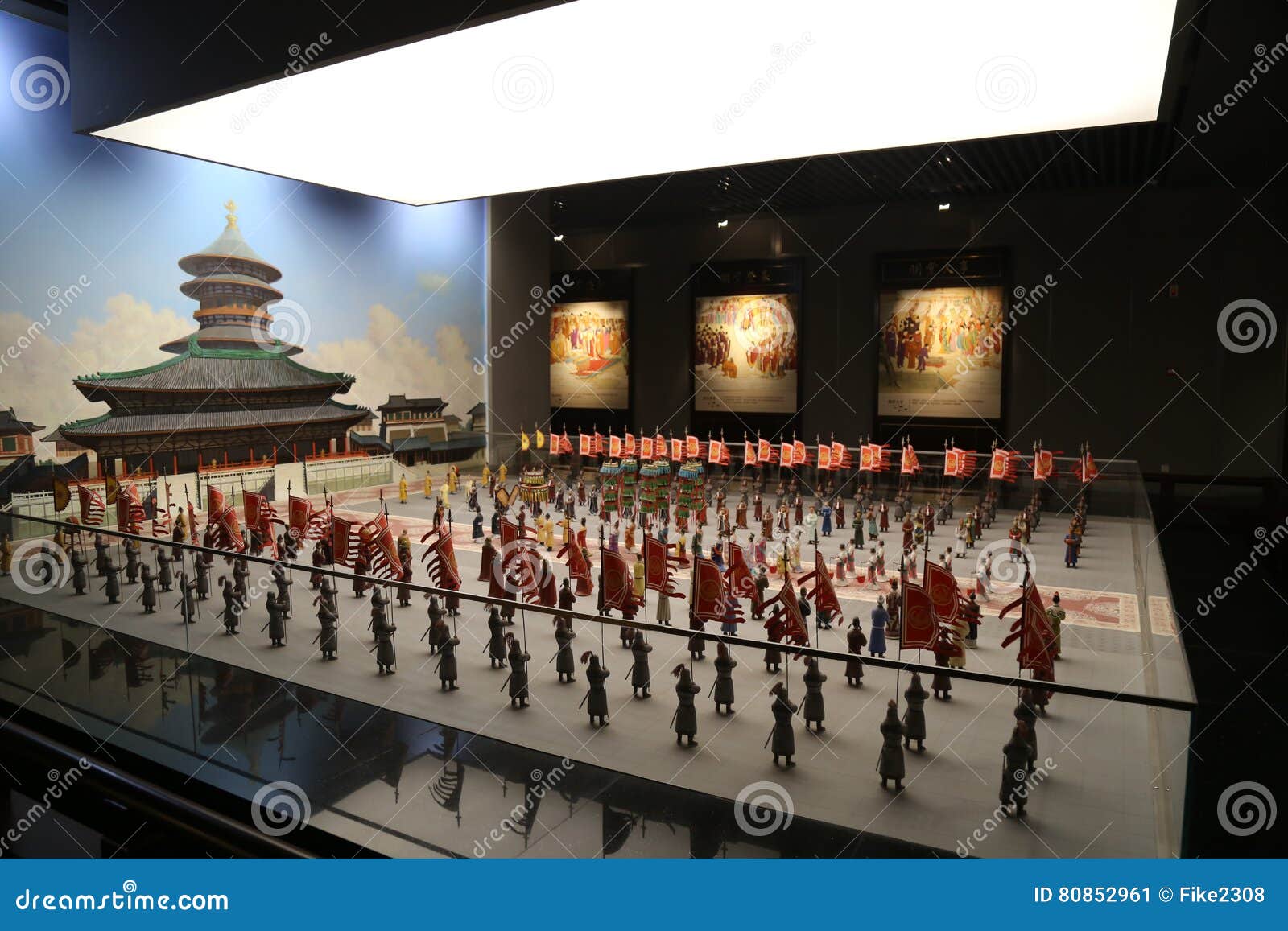 Chinese Statues In National Costume Stock Photography | CartoonDealer ...