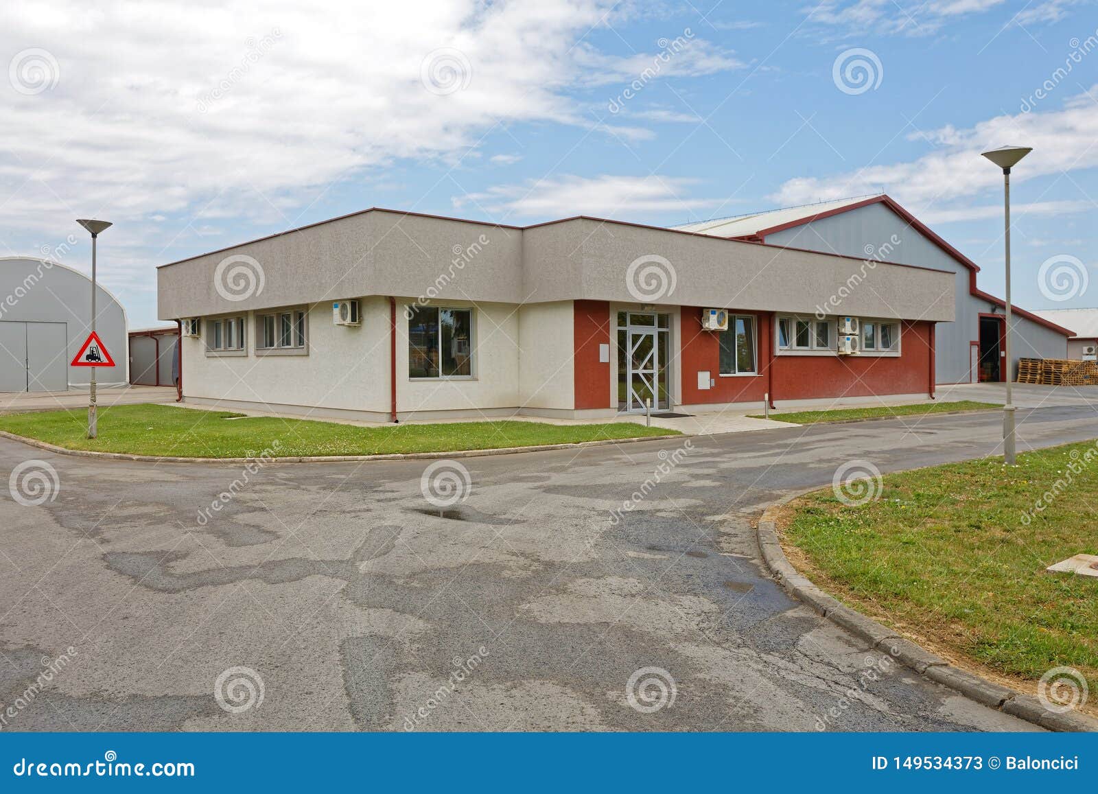 Small Company Building stock image. Image of company - 149534373