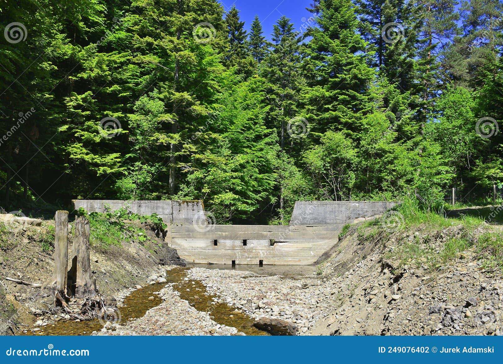 Weir Crest Stock Photos - Free & Royalty-Free Stock Photos from Dreamstime