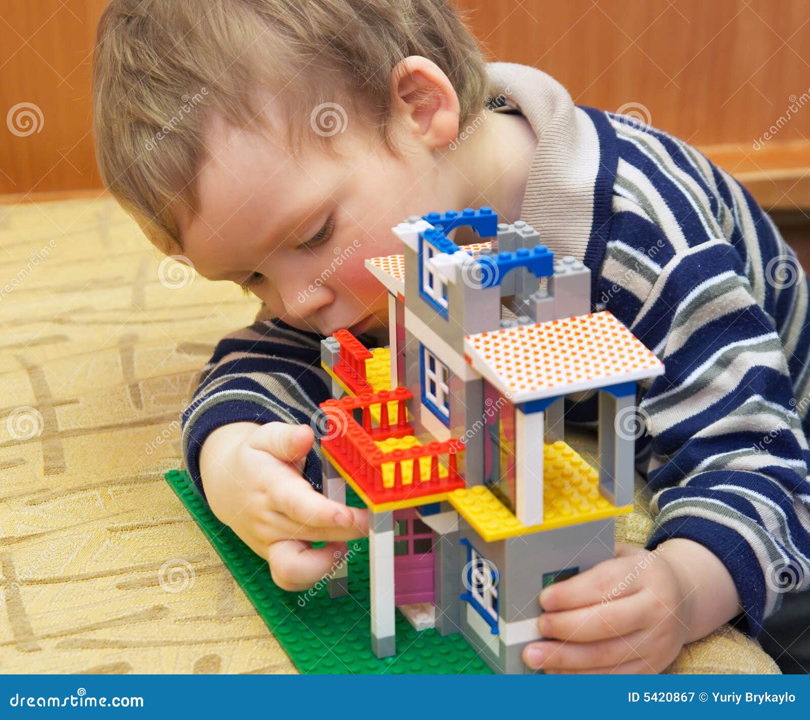 Small Creator Build a House Stock Image - Image of children, learn: 5420867