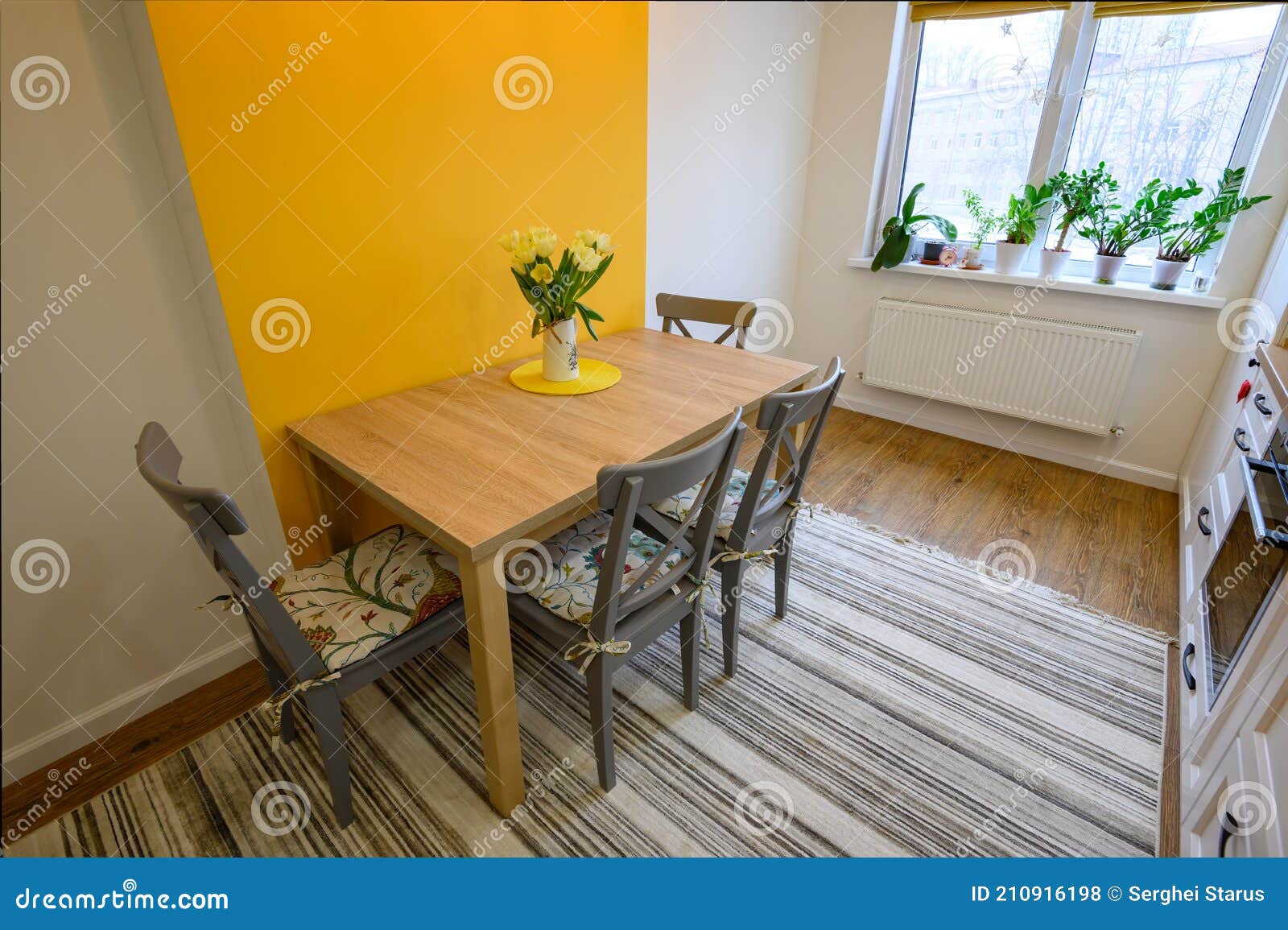 Dining Table in Cozy Well Designed Dining Room Stock Photo - Image of ...