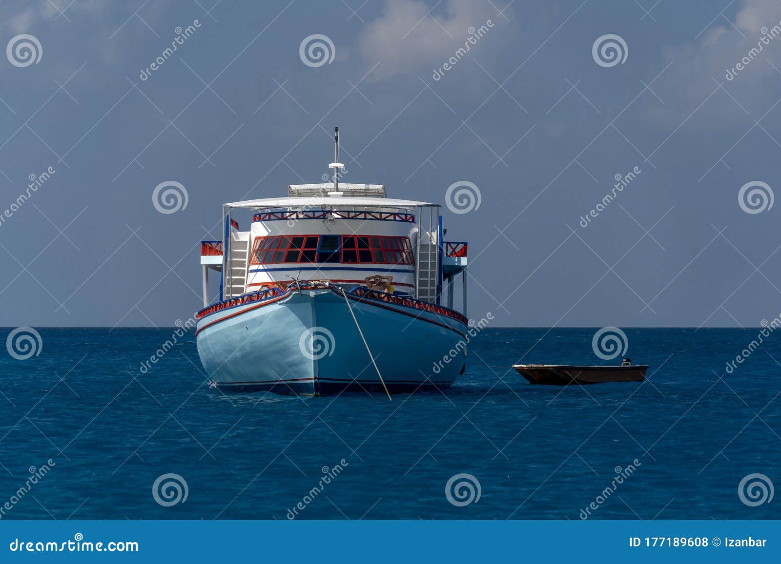 Small Diving Ship in Maldives Stock Photo - Image of cruise, seascape ...