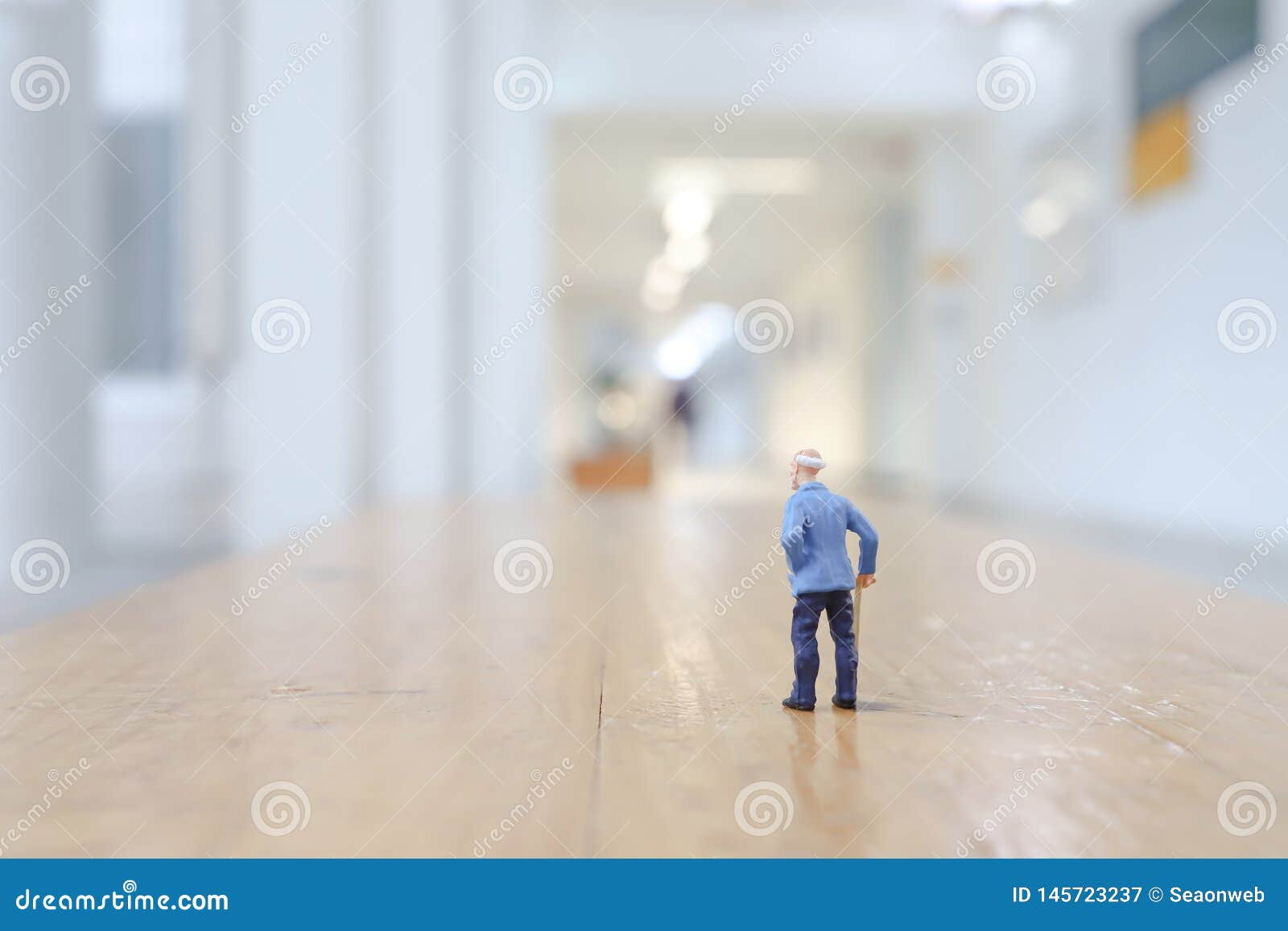 The Small Figure of Old Man Walk Stock Image - Image of symbol, elder ...