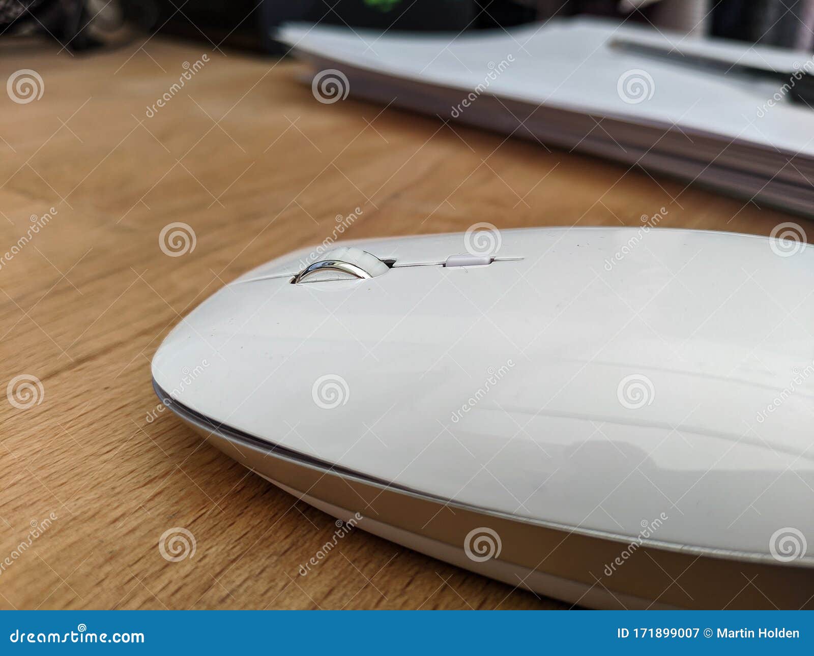 Flat white mouse stock image. Image of desktop, home - 171899007