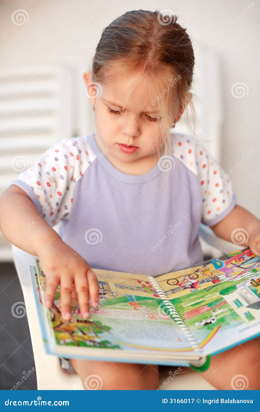 Small girl reading stock image. Image of children, girl - 3166017