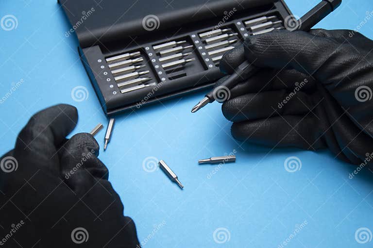 Small Hand Screwdriver with Interchangeable Tips, Screwdriver for DIY ...