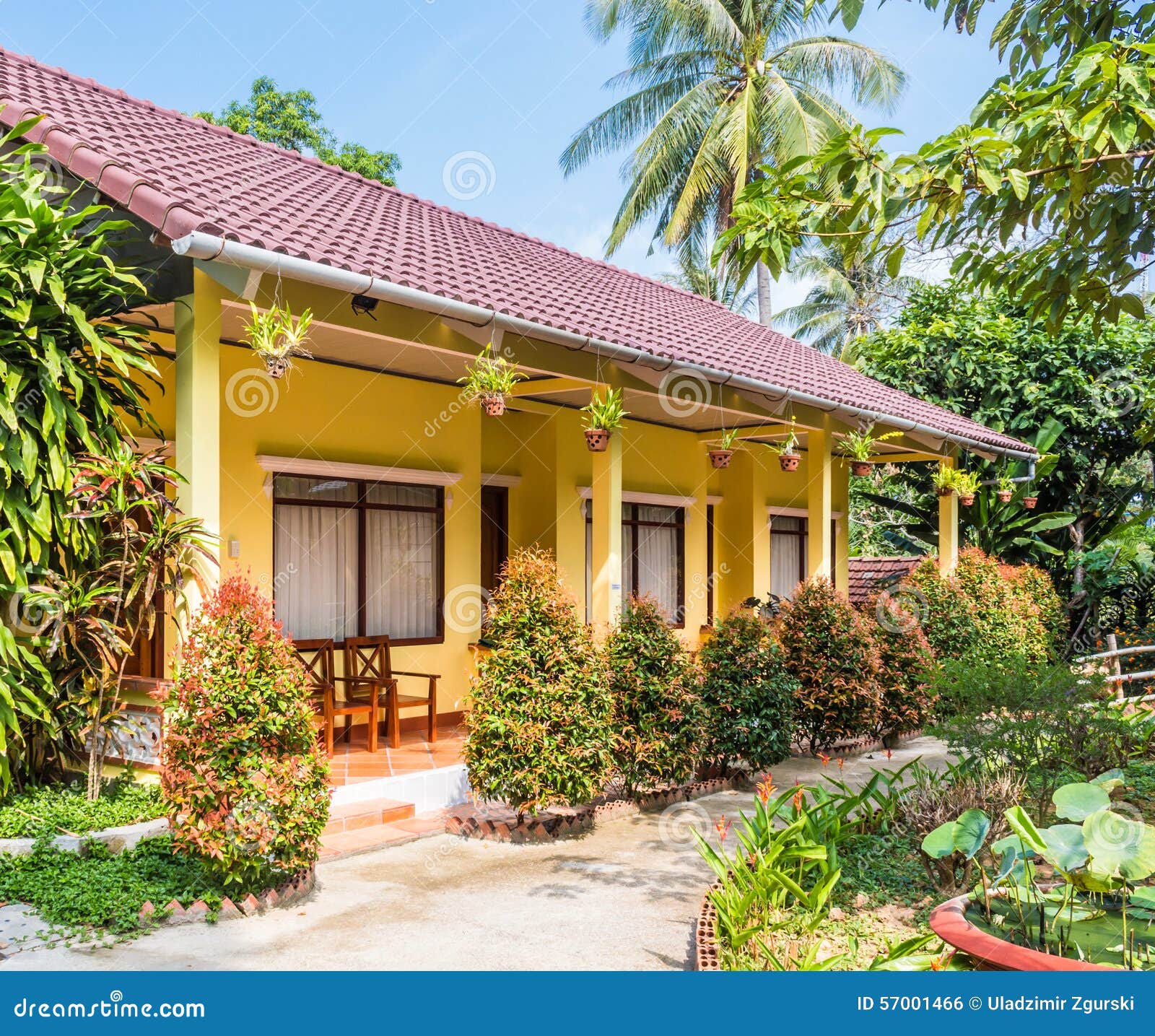 Small Hotel Building in Tropical Resort Stock Photo - Image of bush ...