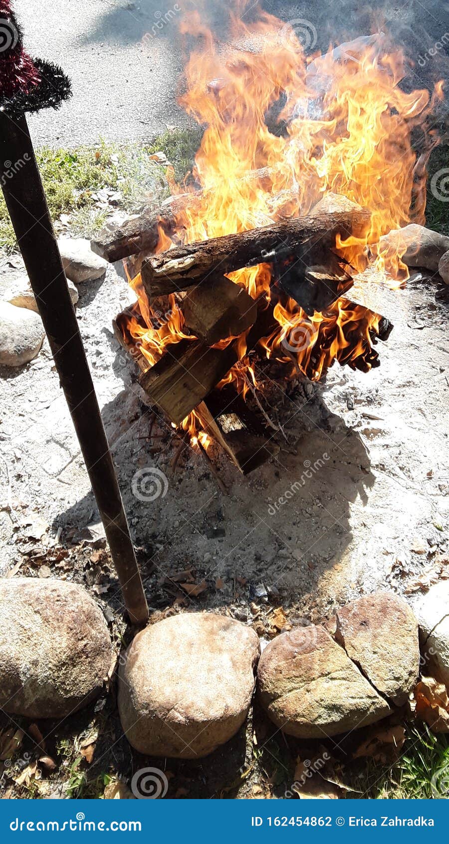 Small house fire stock photo. Image of cabinstyle, buildit - 162454862