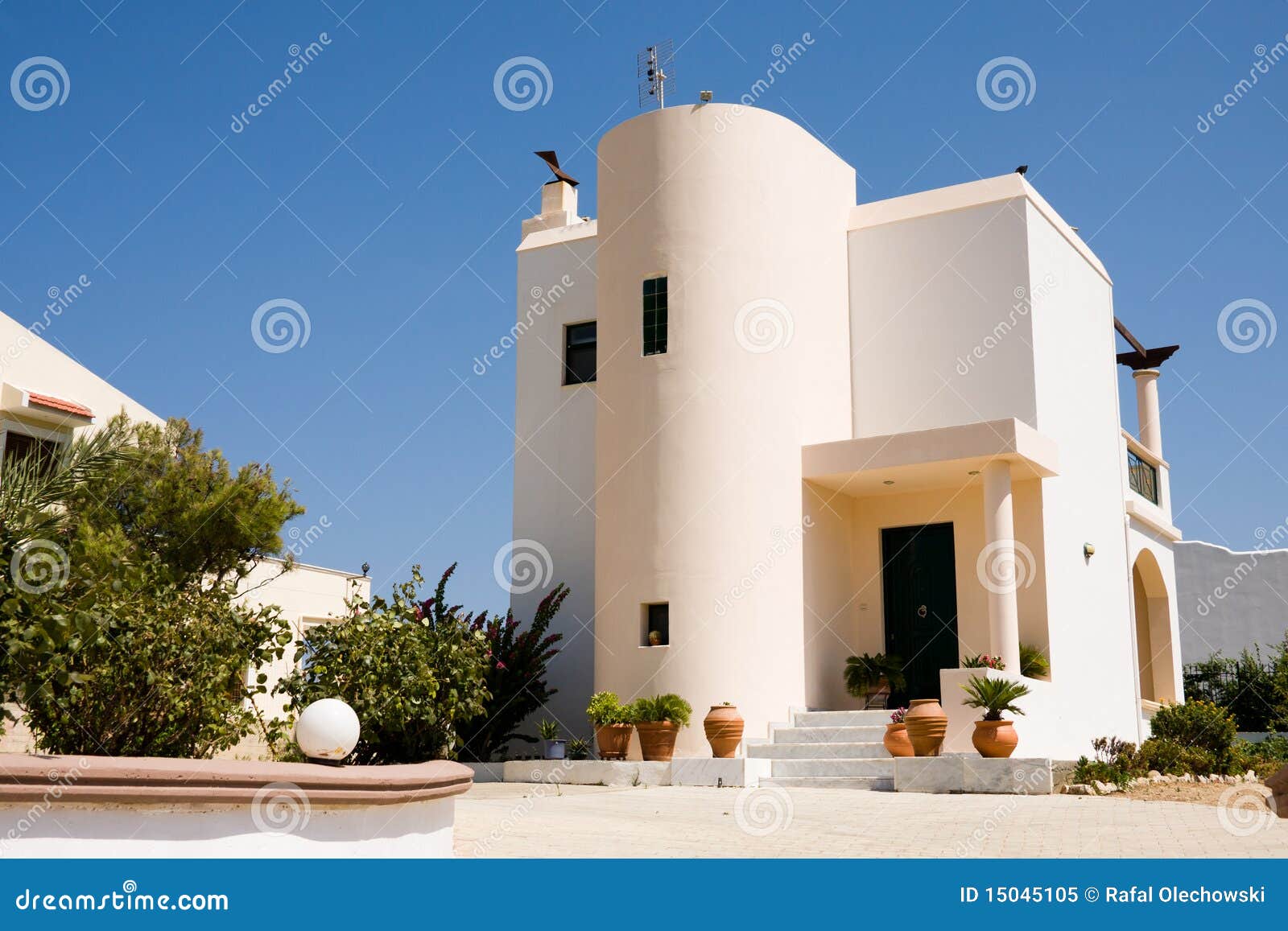 Small house in white color stock image. Image of house - 15045105