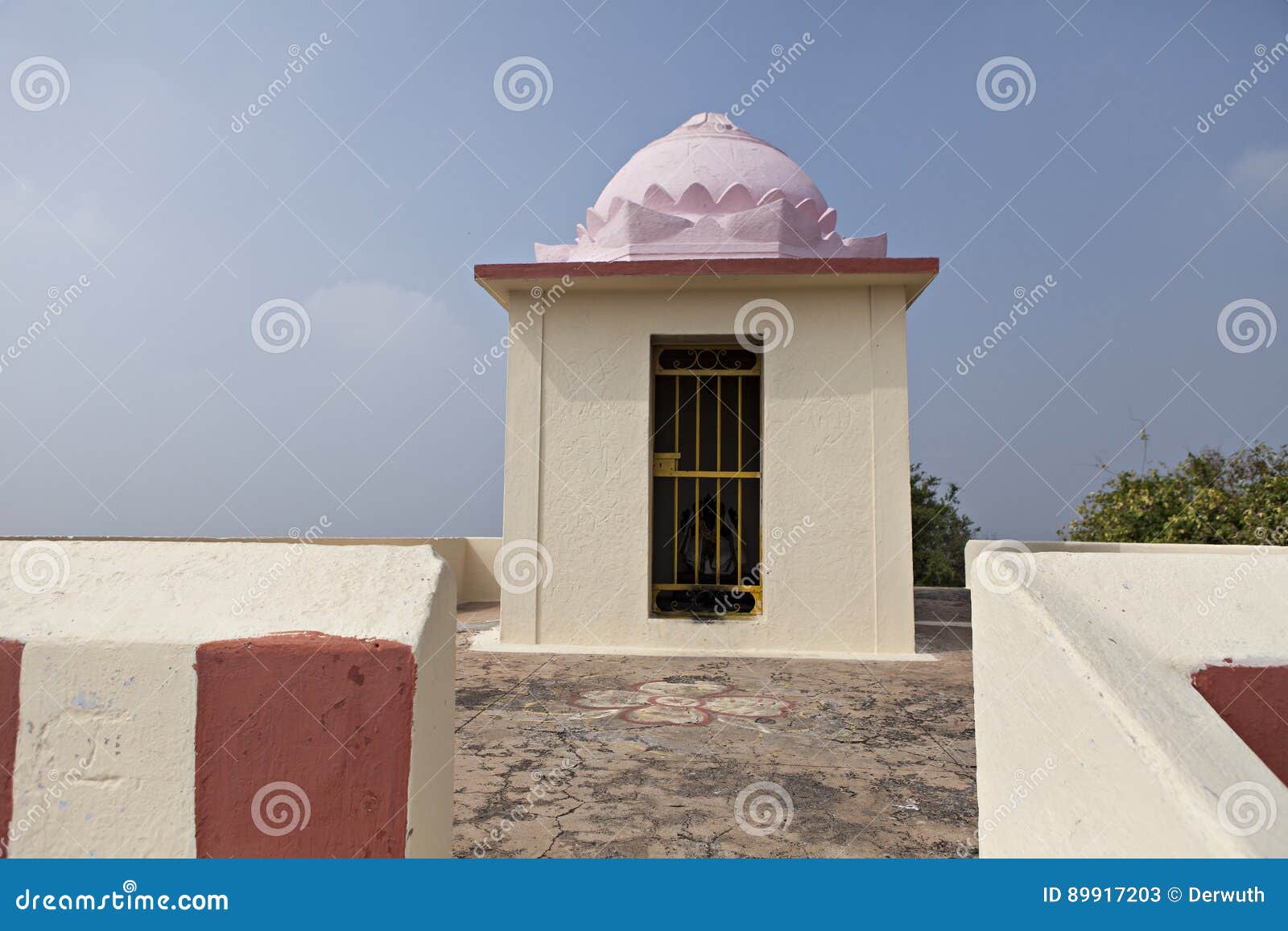 Small indian temple stock image. Image of lake, beautiful - 89917203