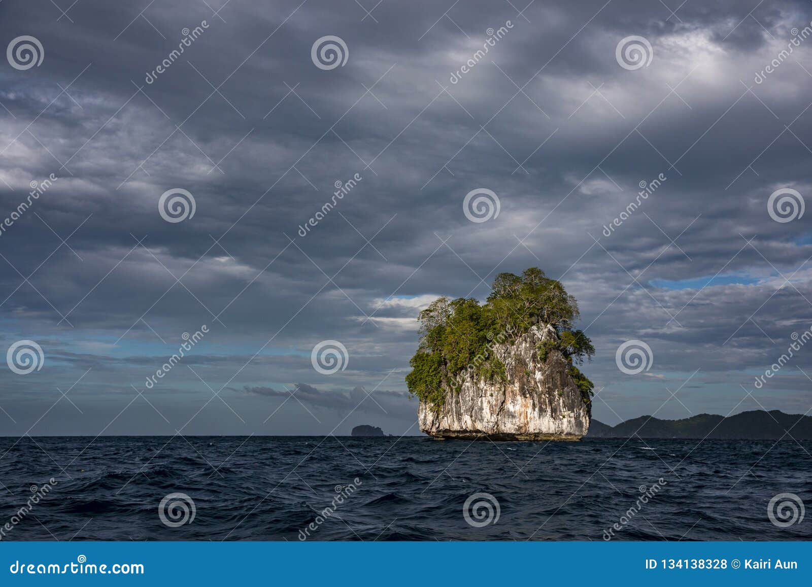 Small island in a ocean stock photo. Image of island - 134138328