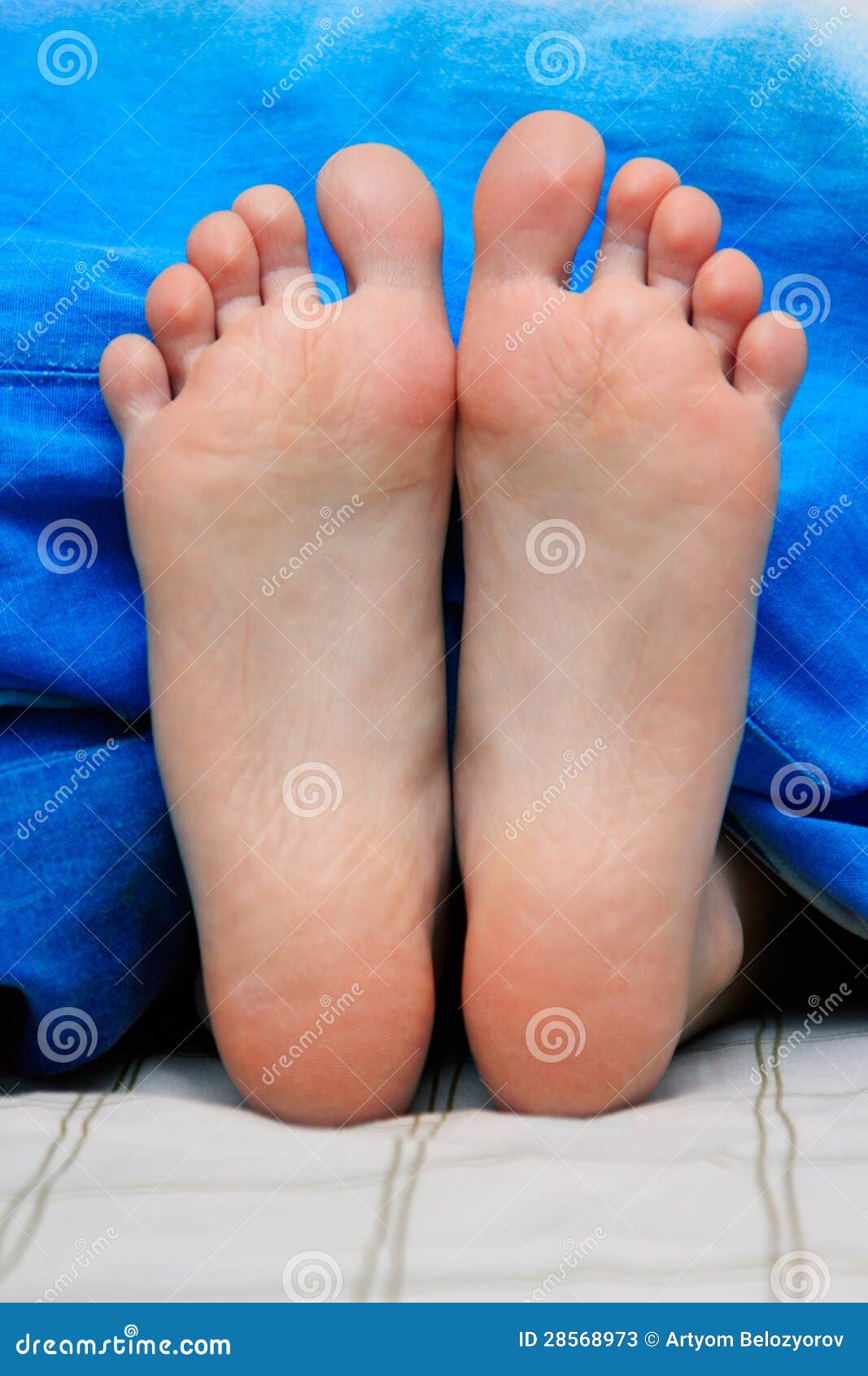 Small legs stock image. Image of heel, foot, feet, beauty - 28568973