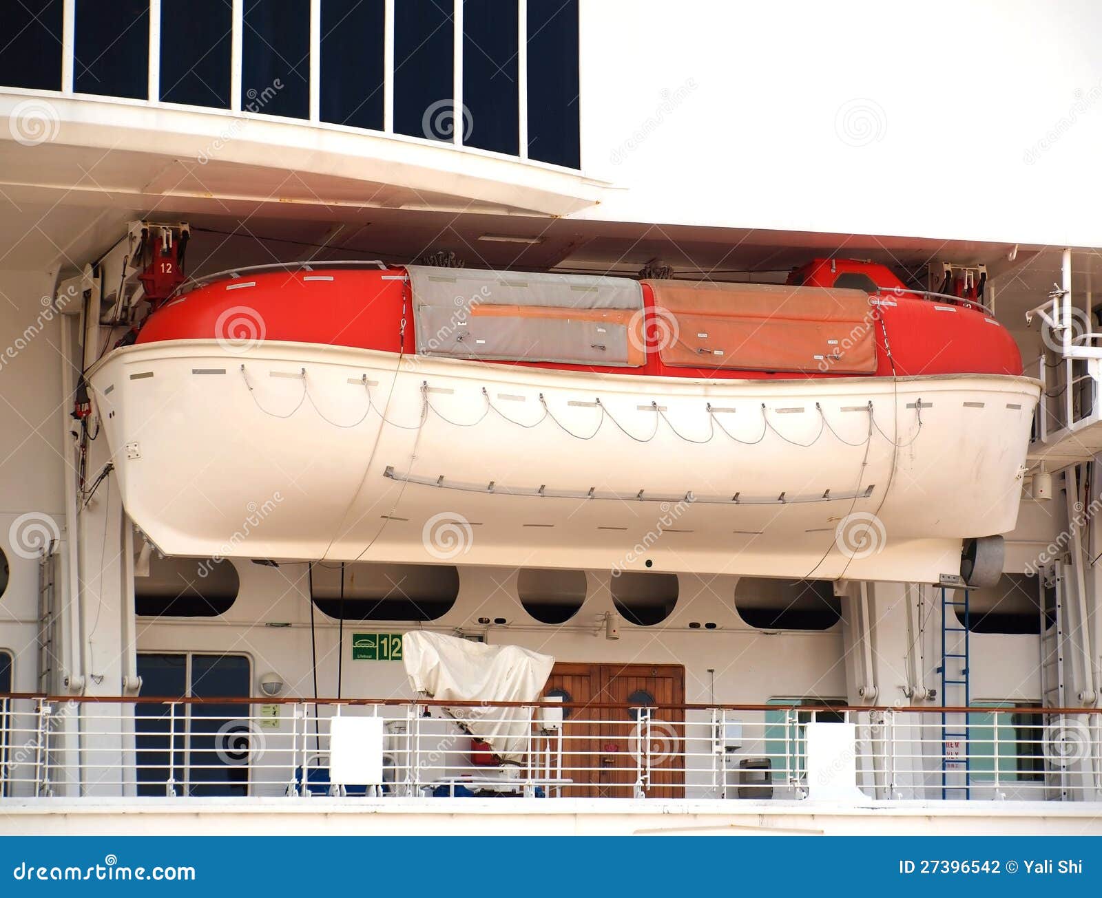 Small Lifeboat on a Big Ship Stock Photo - Image of hull, safety: 27396542