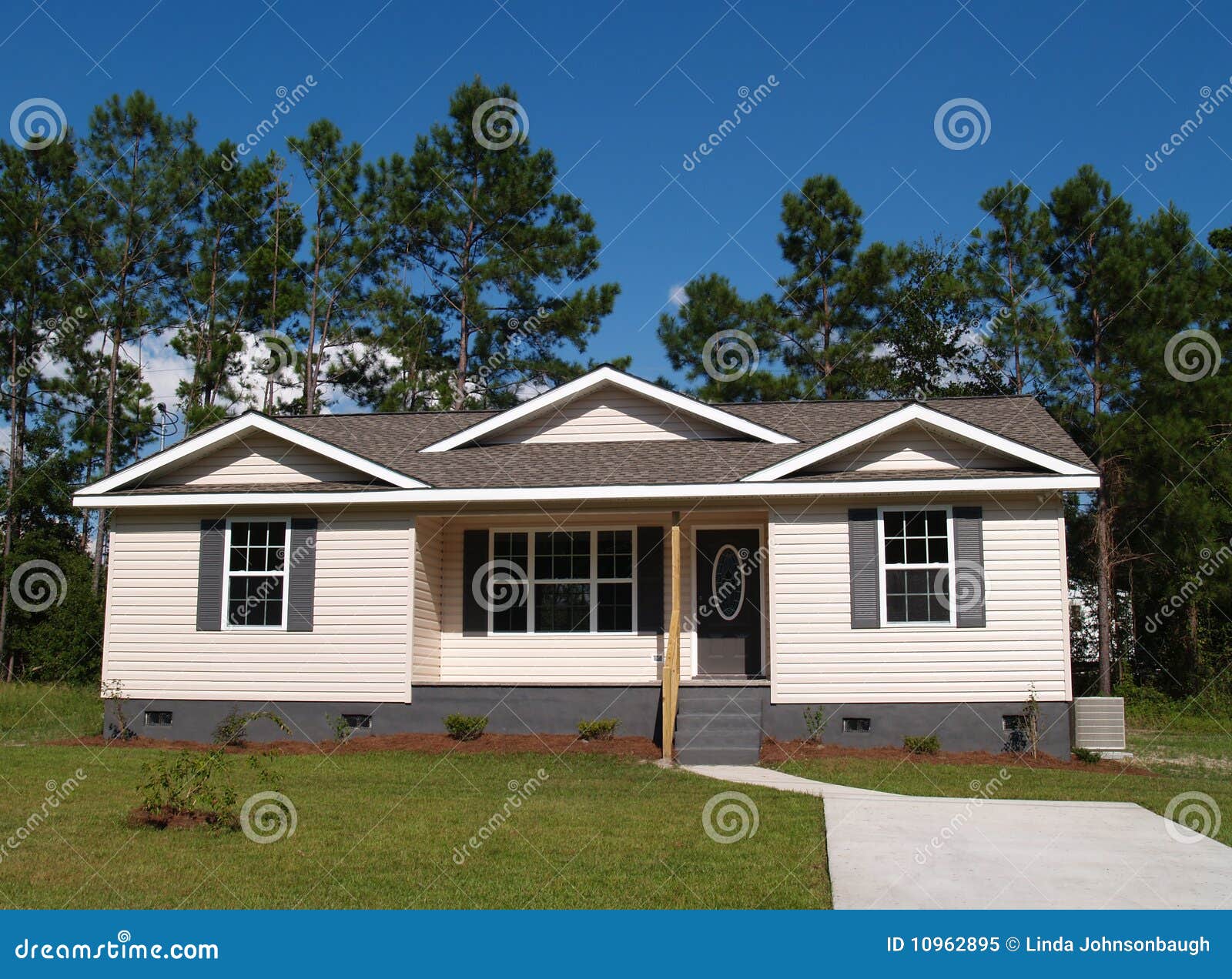 Small Low Income Residential Home Stock Image - Image of lower, porch ...