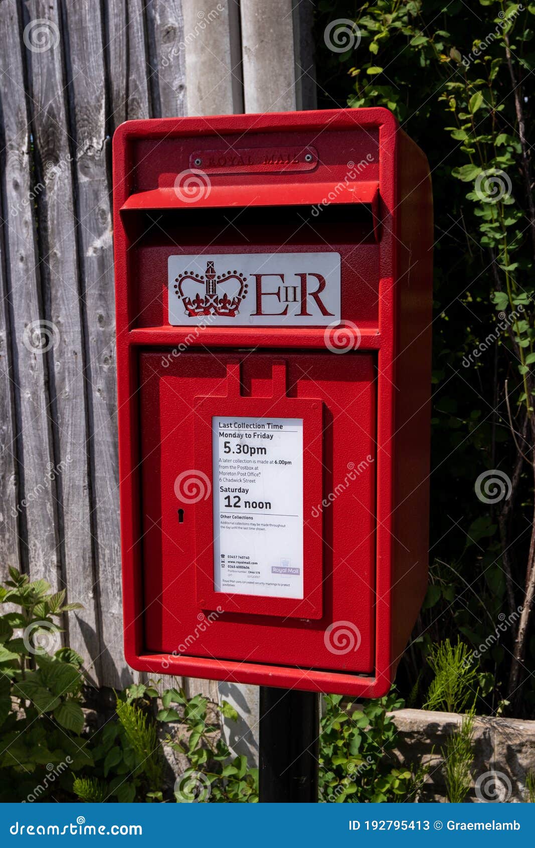 Small Mounted Modern Red Post Box Upton Wirral May 2020 Editorial Stock ...
