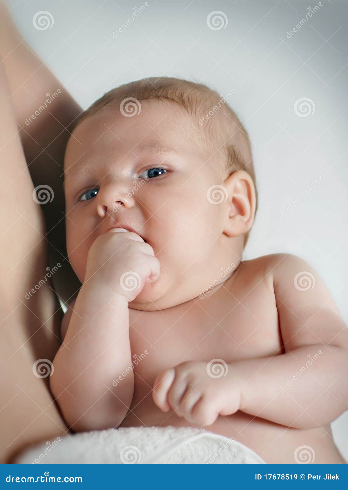 Small Newborn baby stock image. Image of born, health - 17678519