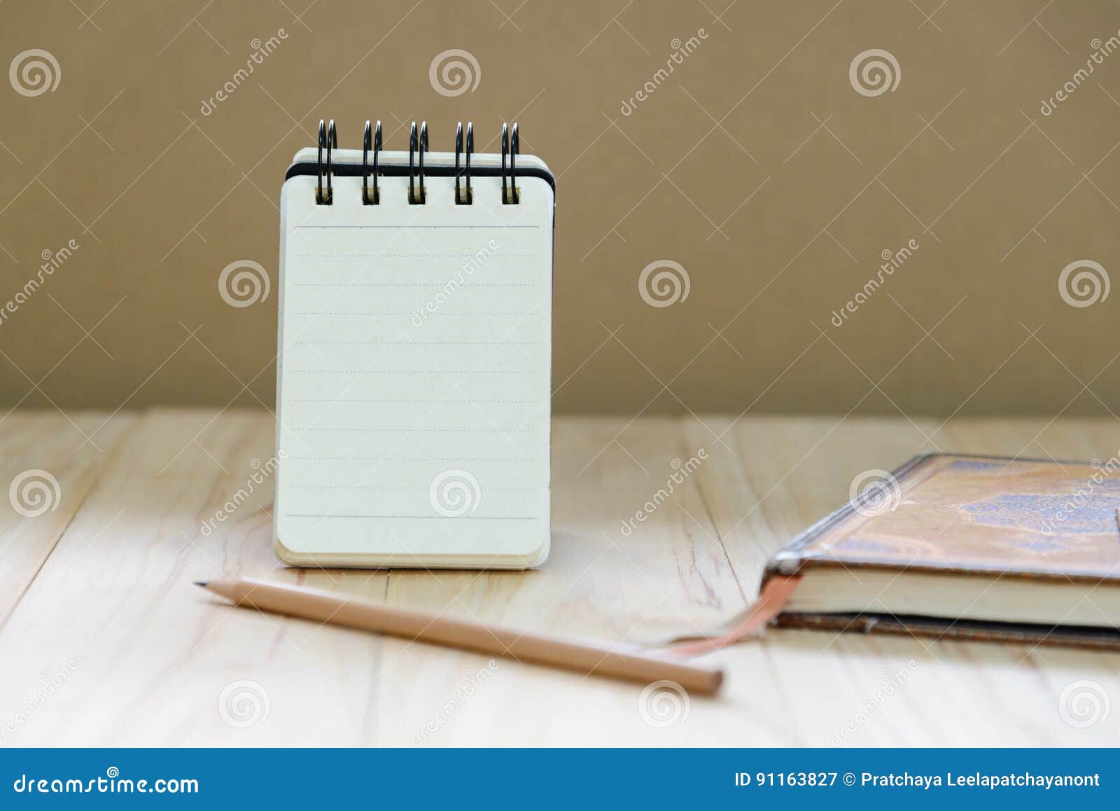 Small Note Book Paper Notepad Stand for Writing Information with Pencil ...