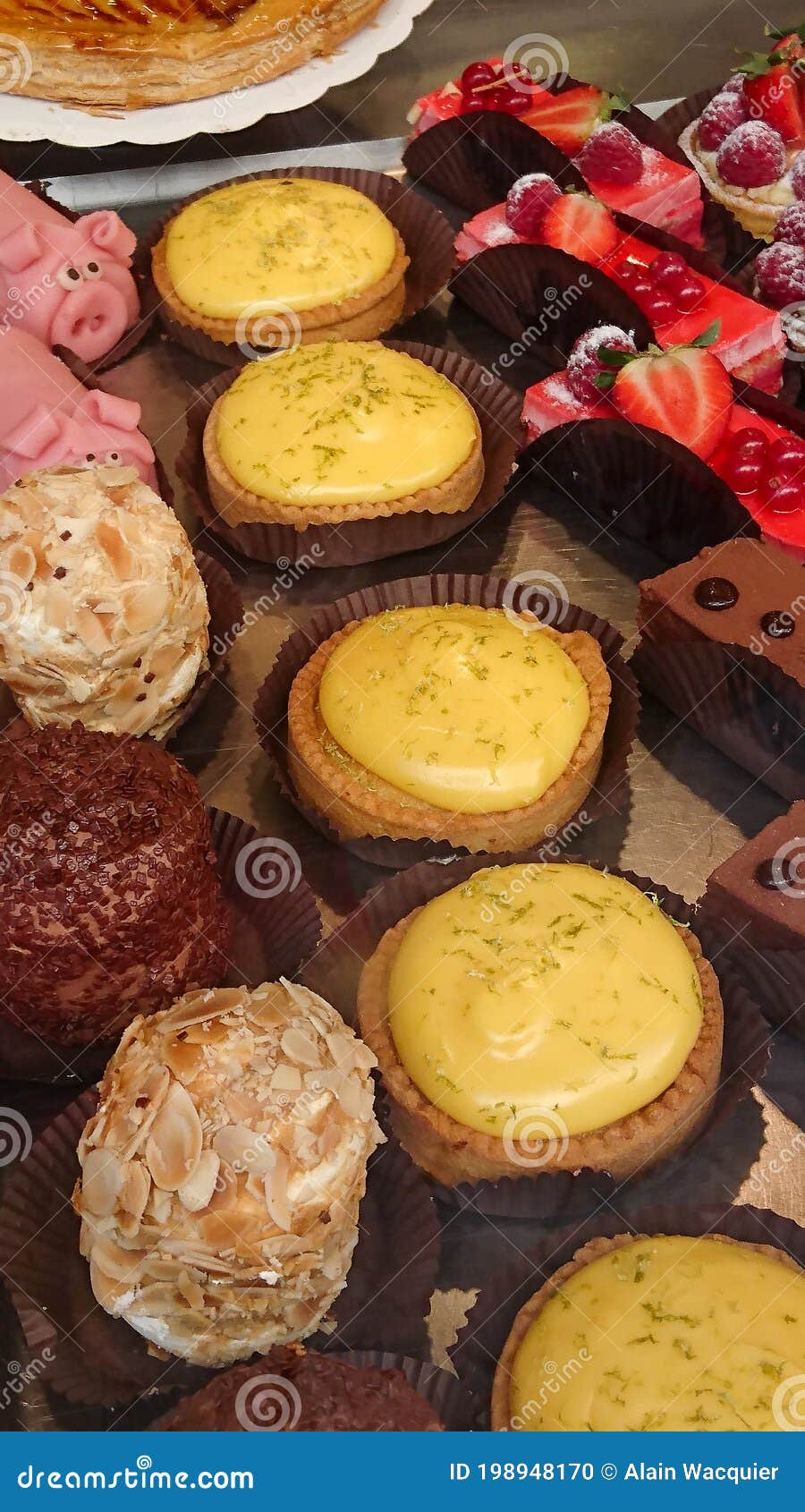 Small pastries stock photo. Image of chocolate, amuse - 198948170