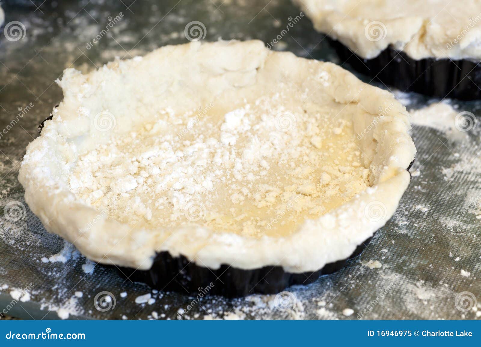 Small Pie Crust stock image. Image of food, crust, baking - 16946975
