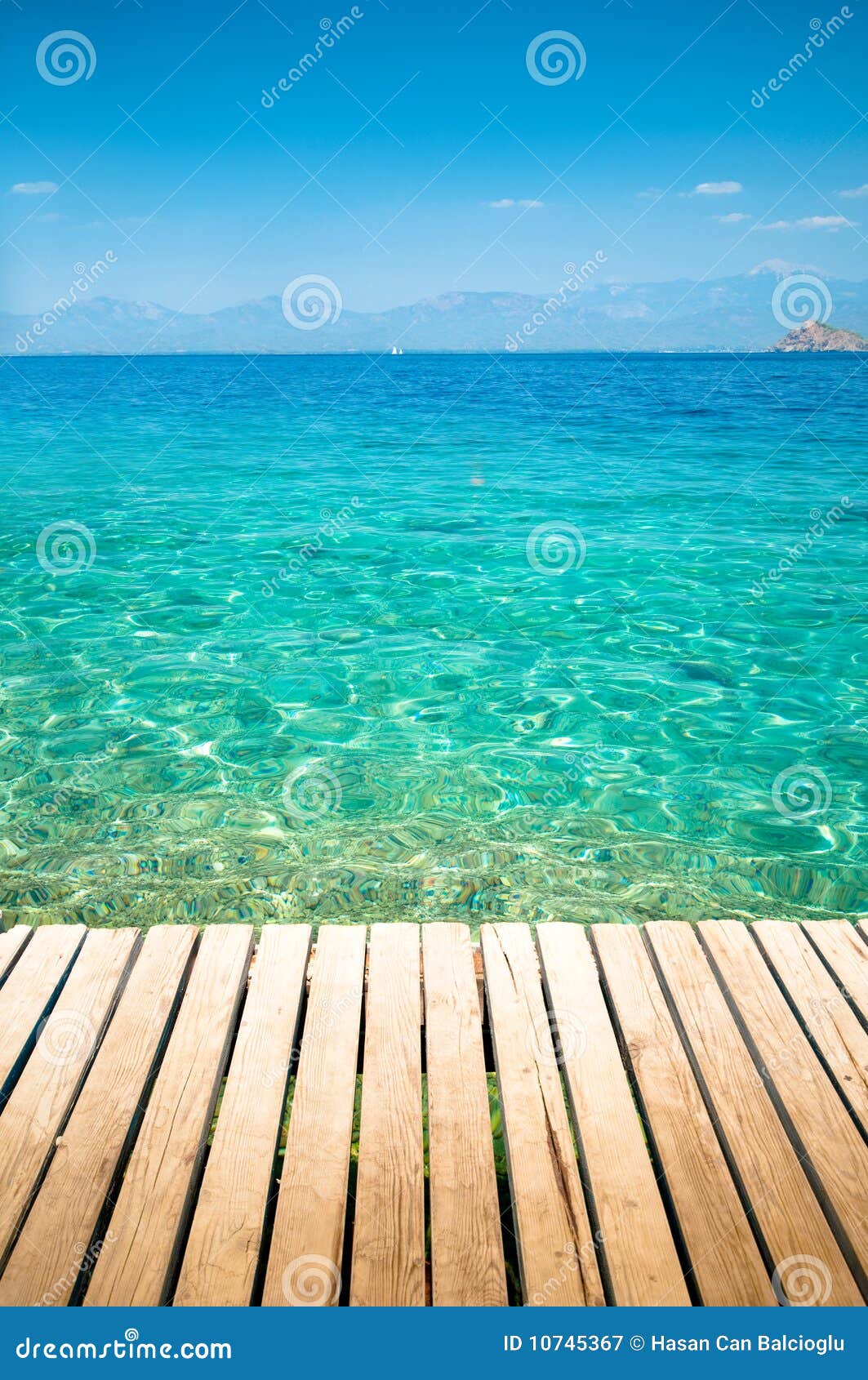 Small Pier on the Mediterranean Stock Image - Image of turquoise ...