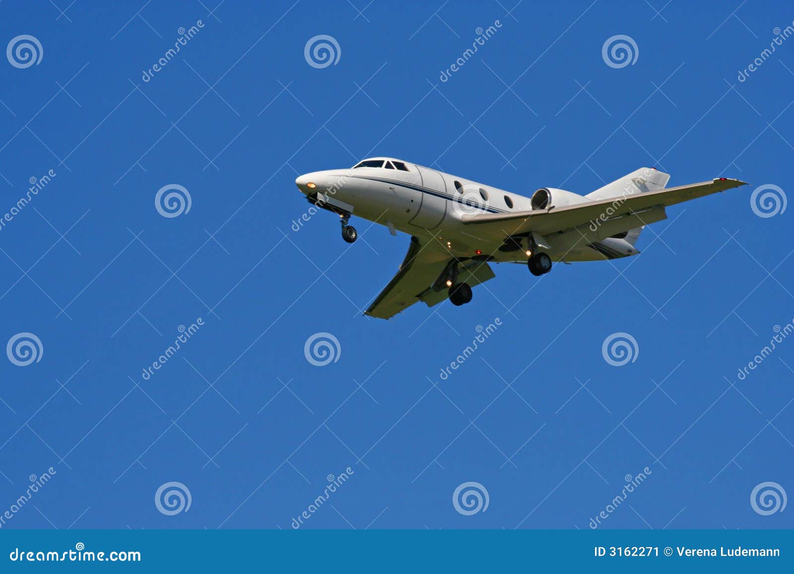 Small Private Jet on Blue Sky Stock Image - Image of aircraft, landing ...