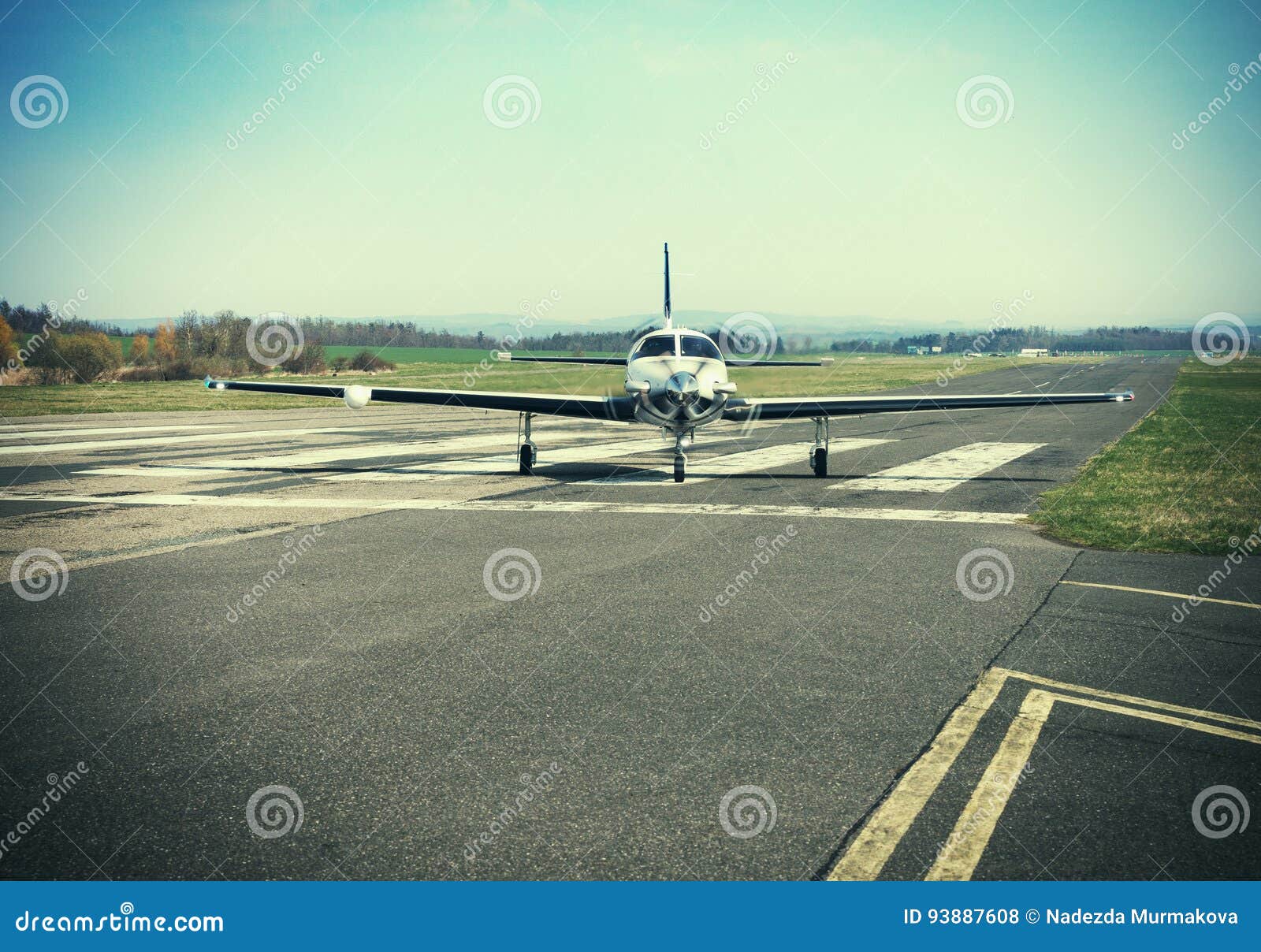 Small Private Single-engine Piston Aircraft Stock Photo - Image of ...