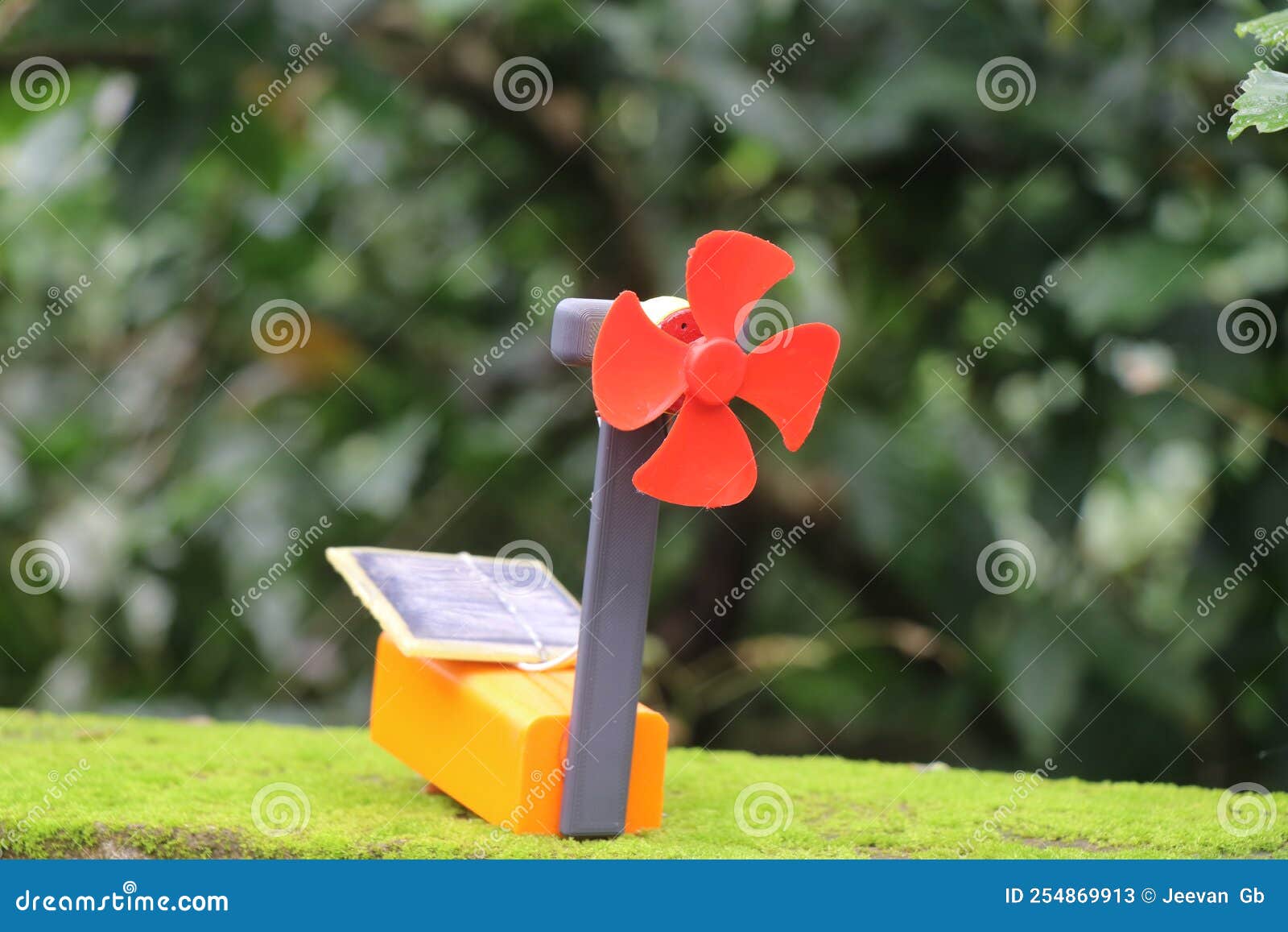 Small Propeller or Fan Attached To a Dc Motor that Runs on a Solar ...