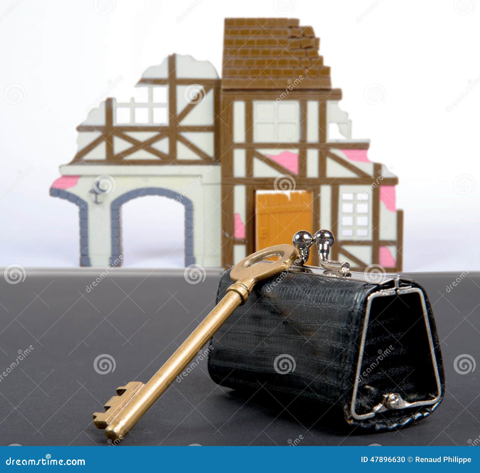 Small Purse with the Key of the House Stock Photo - Image of ...