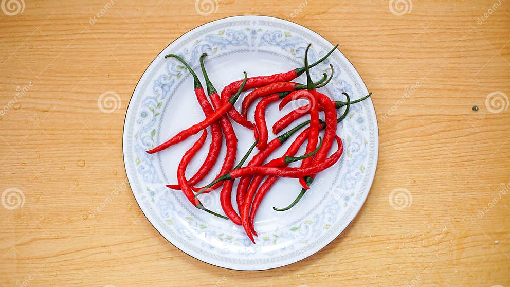 Small Red Chilli Vegetables Stock Photo - Image of chilli, chilies ...